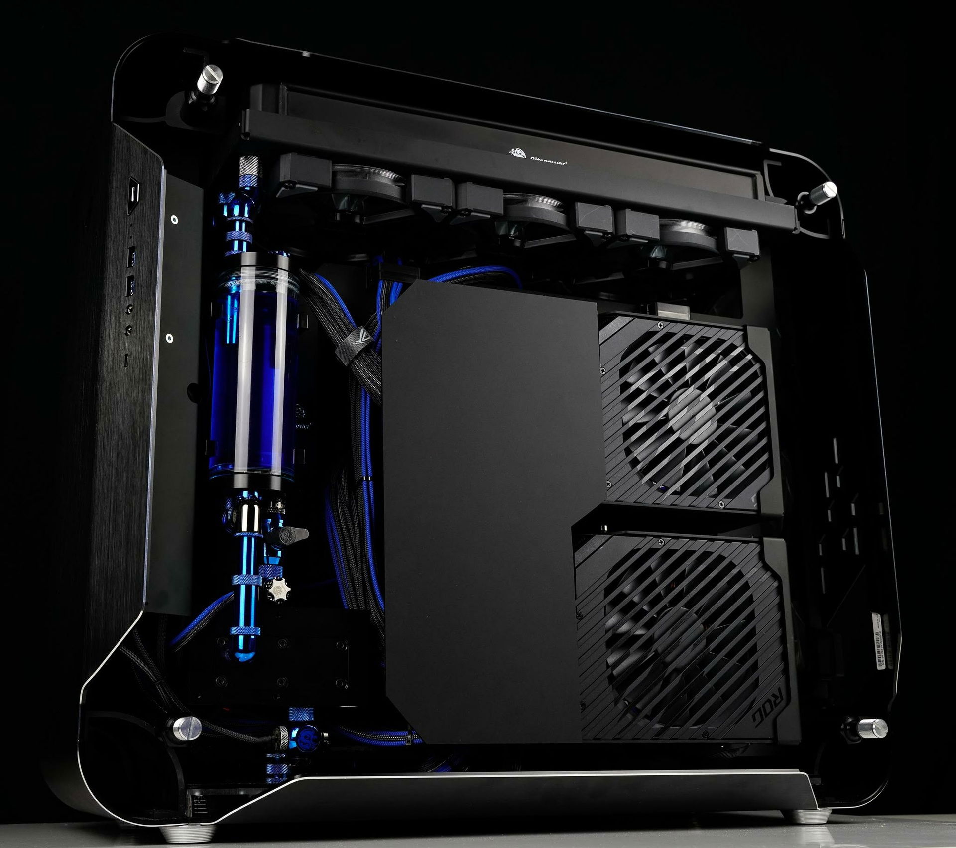 Project One - Dual System in InWin 928 » builds.gg