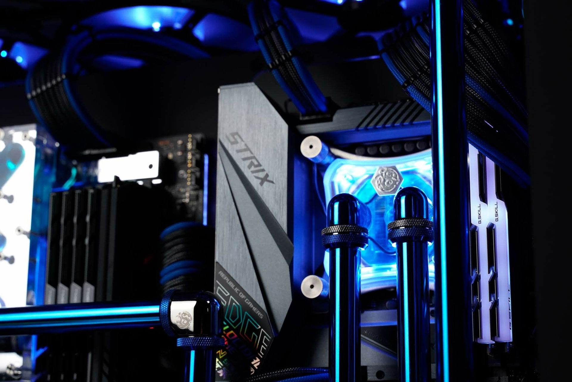 Project One - Dual System in InWin 928 » builds.gg