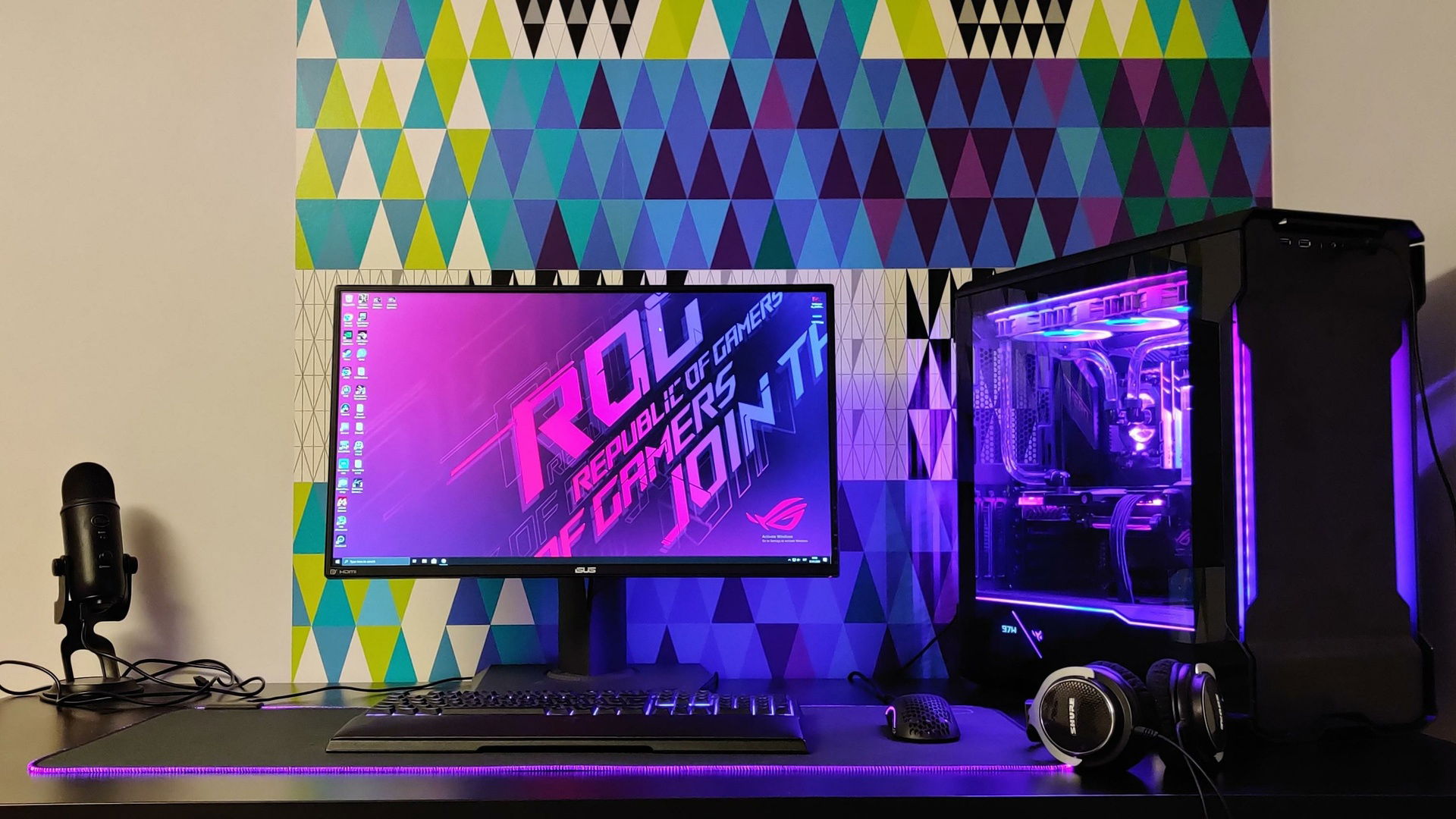 Ultimate Custom Liquid Cooled Gaming PC » builds.gg