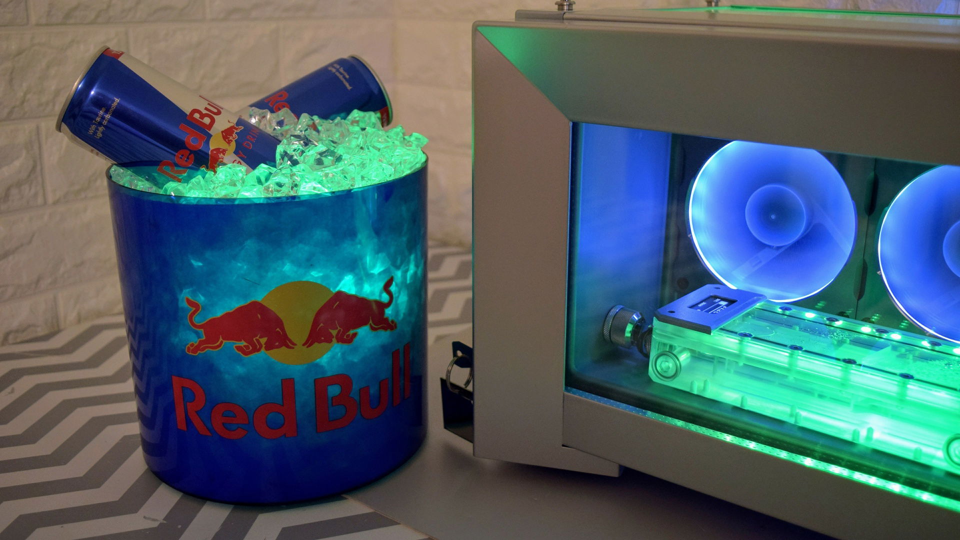 Red Bull Mini Fridge watercooled PC » builds.gg