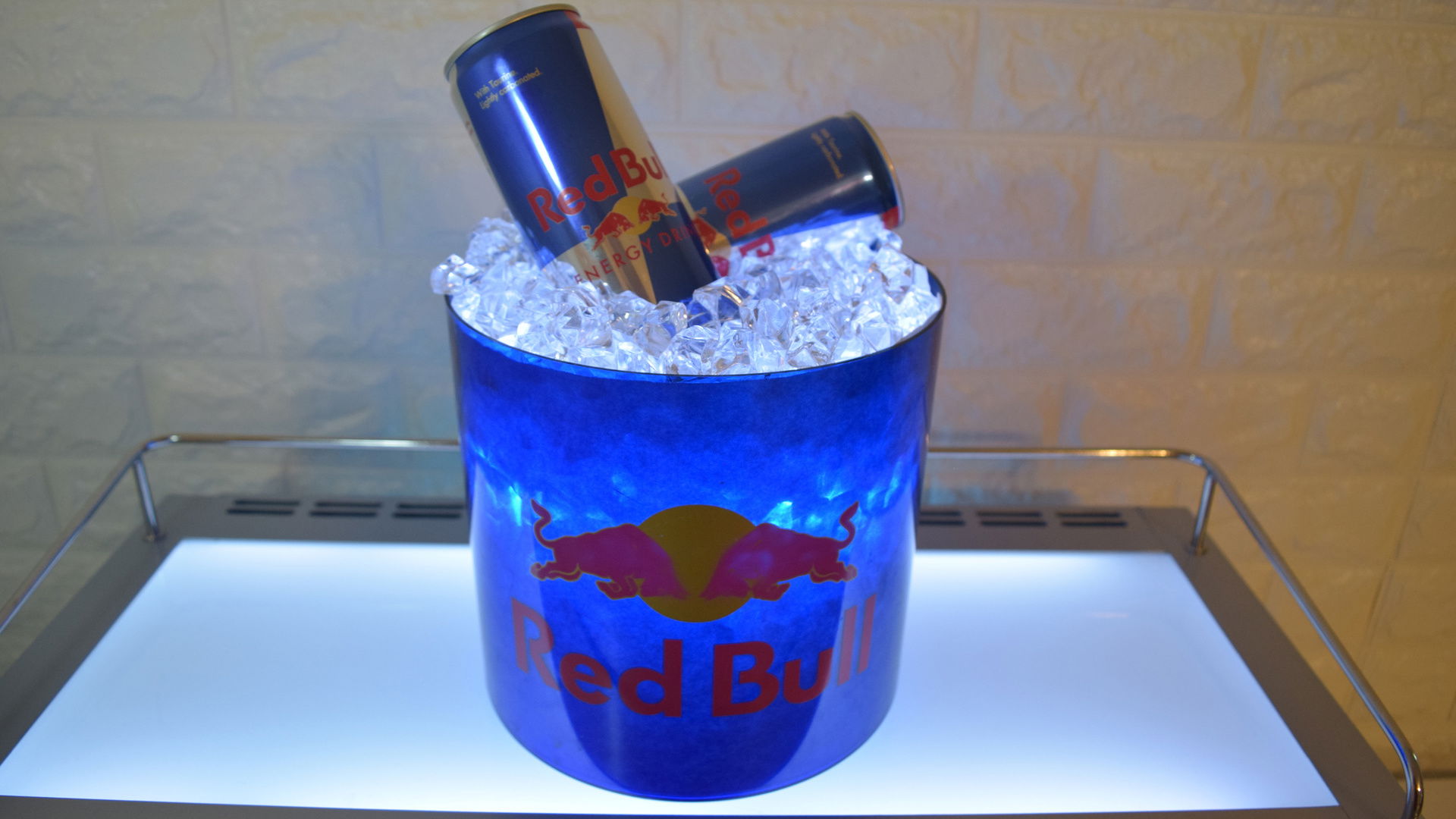 Red Bull Mini Fridge watercooled PC » builds.gg