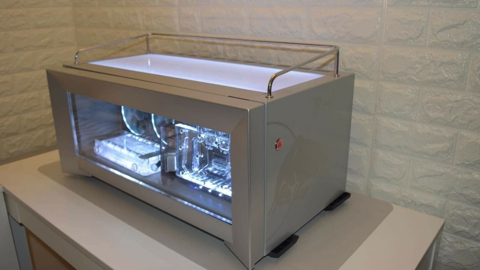 Red Bull Mini Fridge watercooled PC » builds.gg