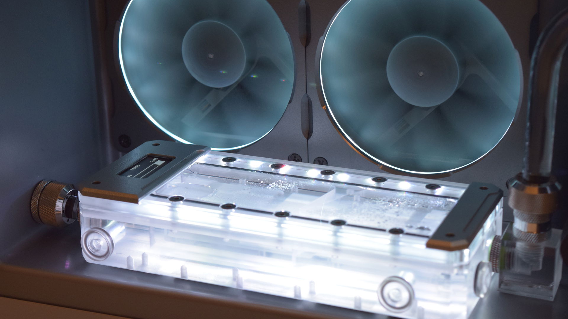 Red Bull Mini Fridge watercooled PC » builds.gg