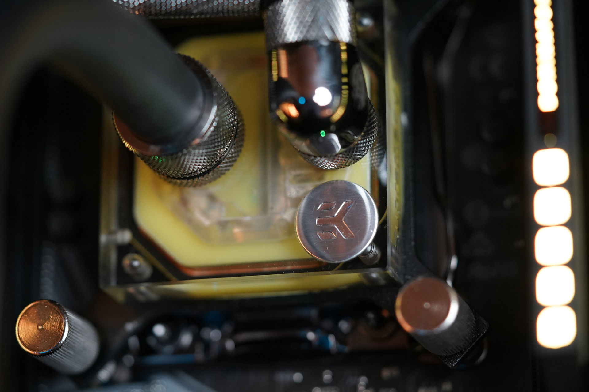 Project Titan » builds.gg