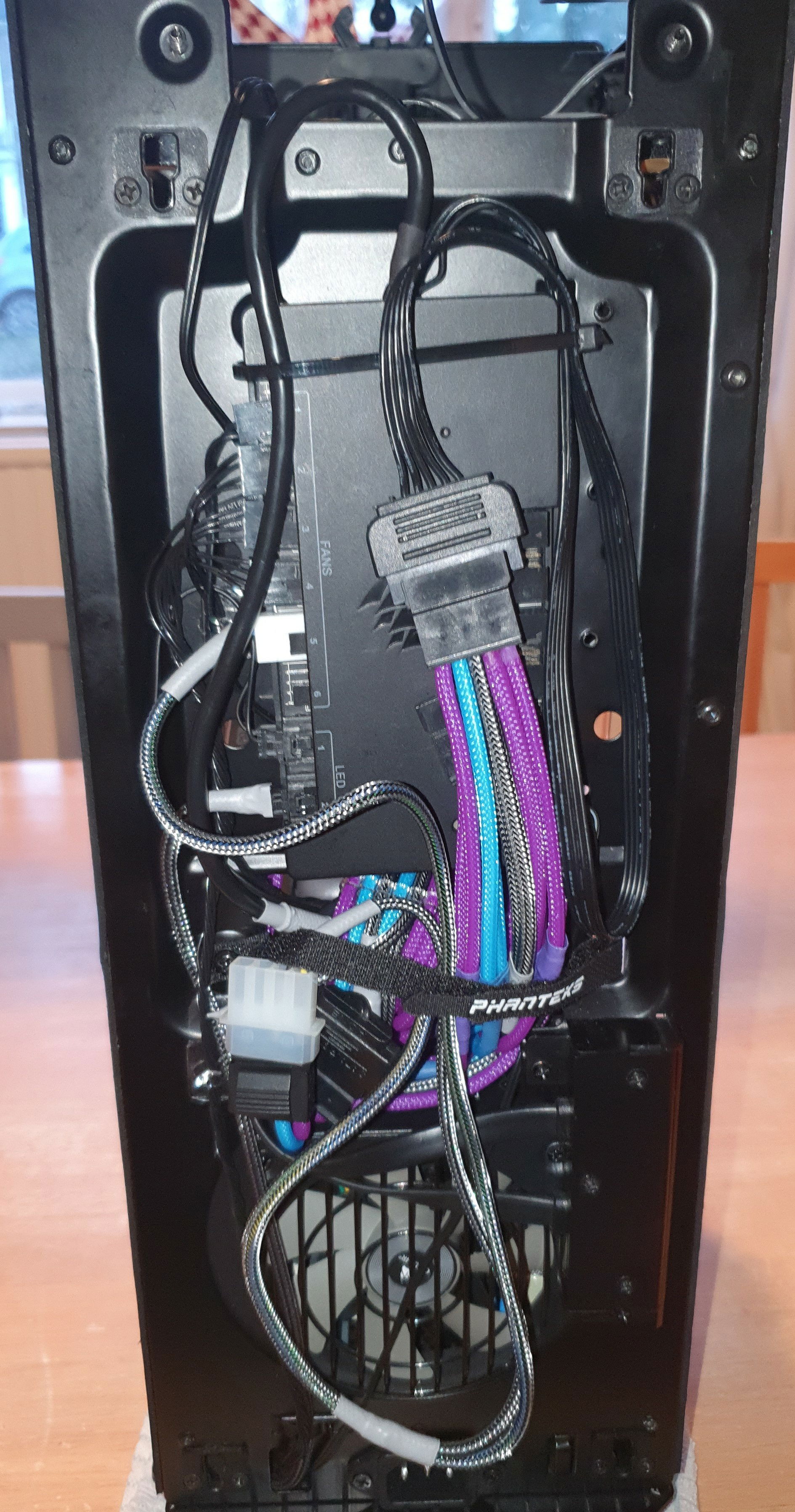 Evolv Shift Custom Loop with Glass Tubing » builds.gg