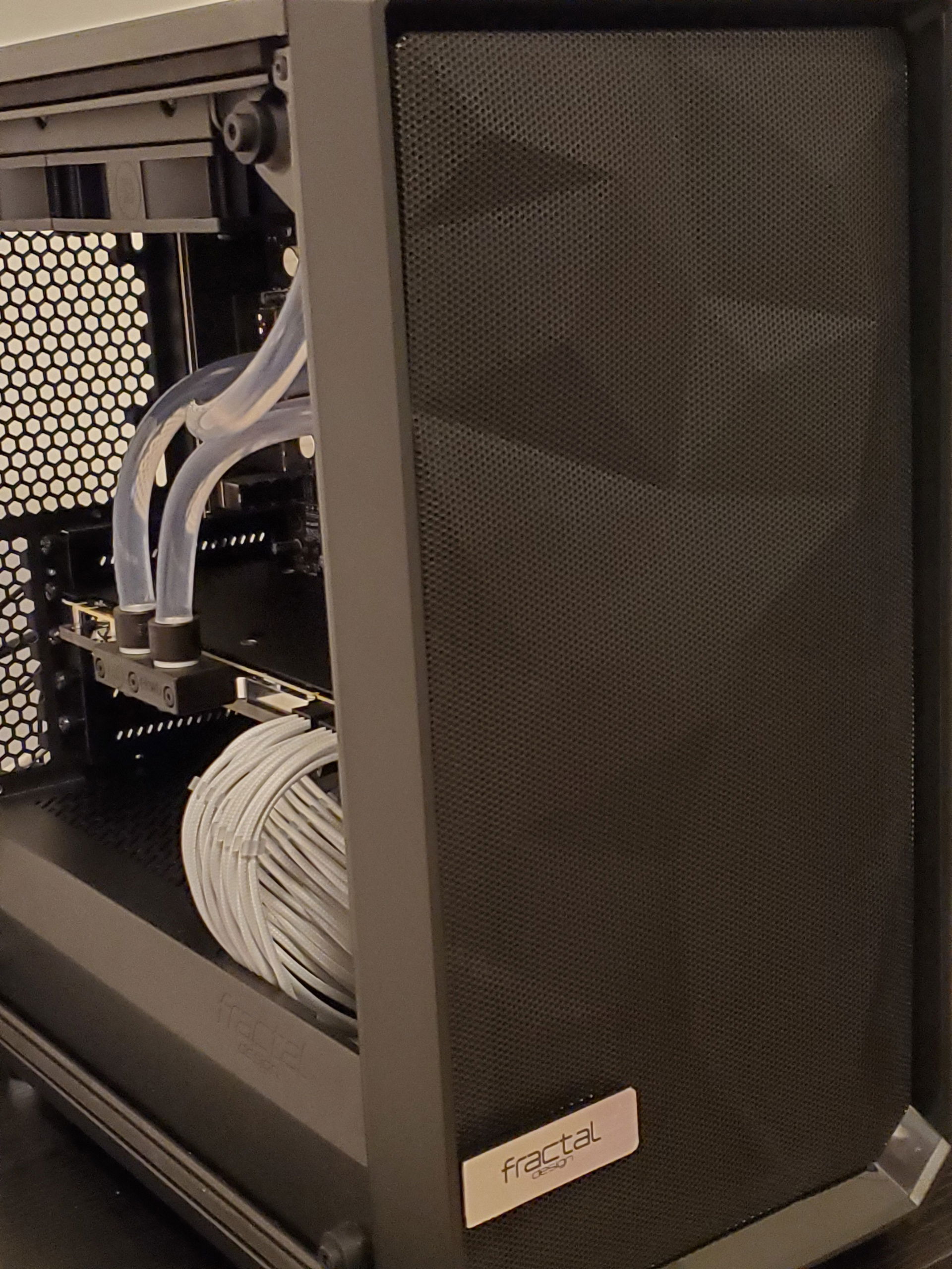 Meshify C Mini First Custom Loop Builds Gg