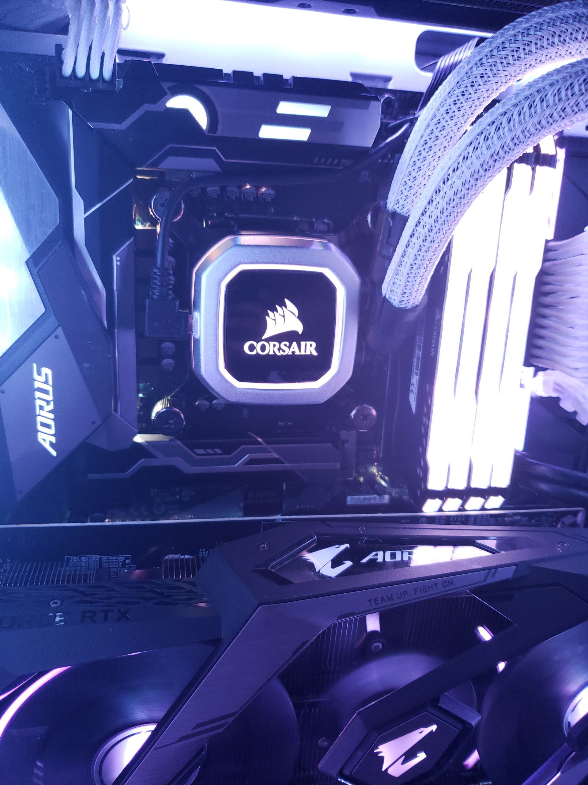 RTX 3080 i9-9900k H500P Mesh RGB » builds.gg
