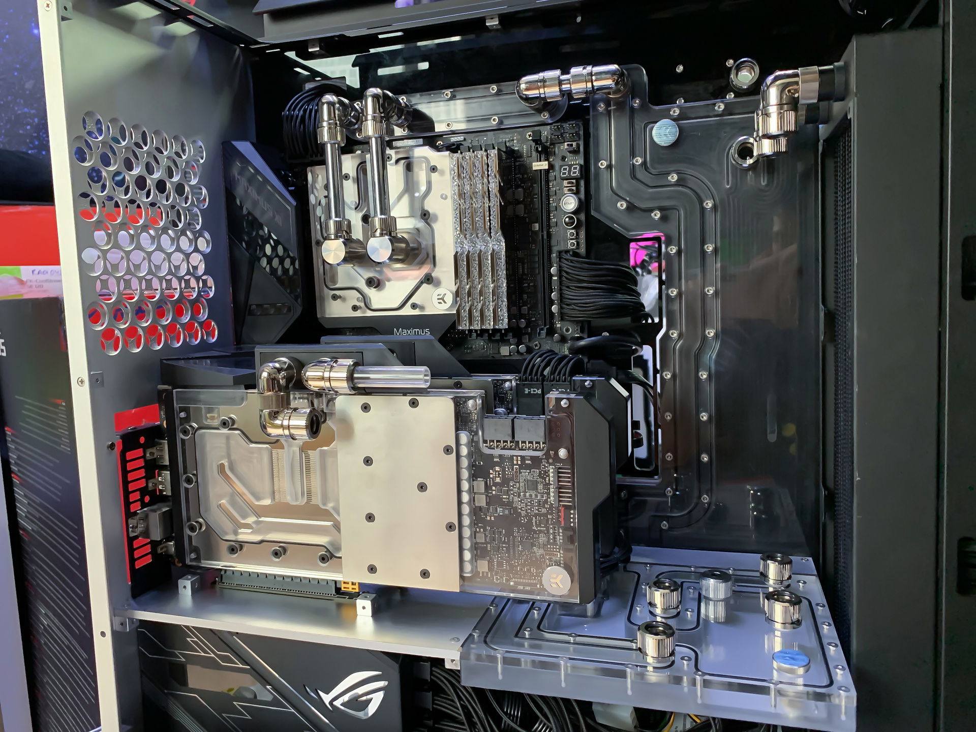 ROG Helios Case Remake » builds.gg