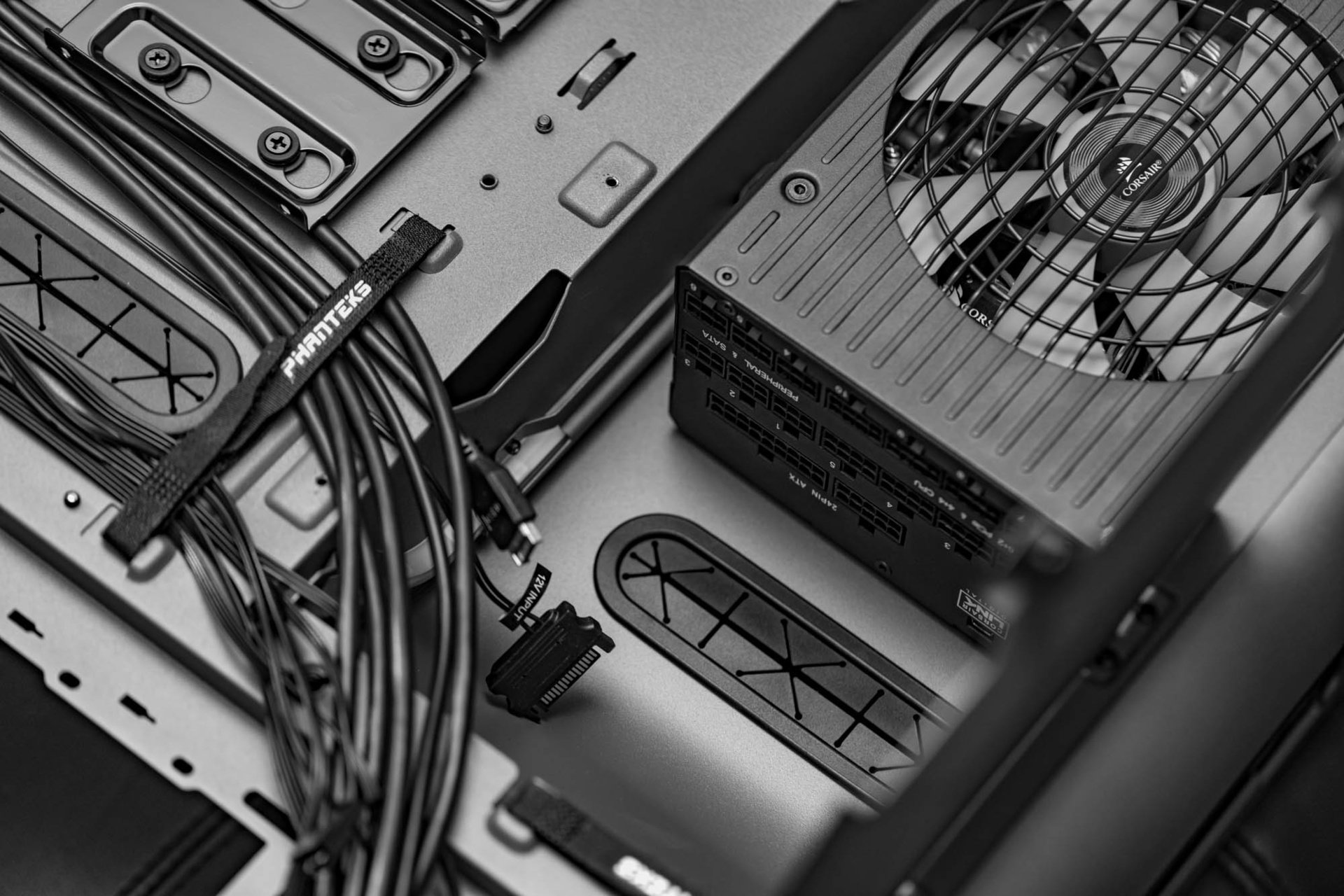 Chīsai - Compact, Small Form Factor Workstation /s » builds.gg