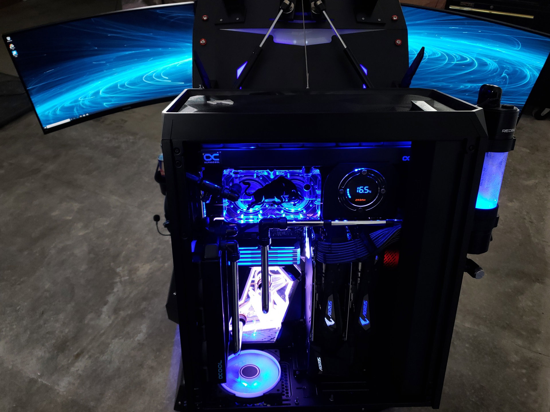 Alpha R1 Redbull Mod » builds.gg