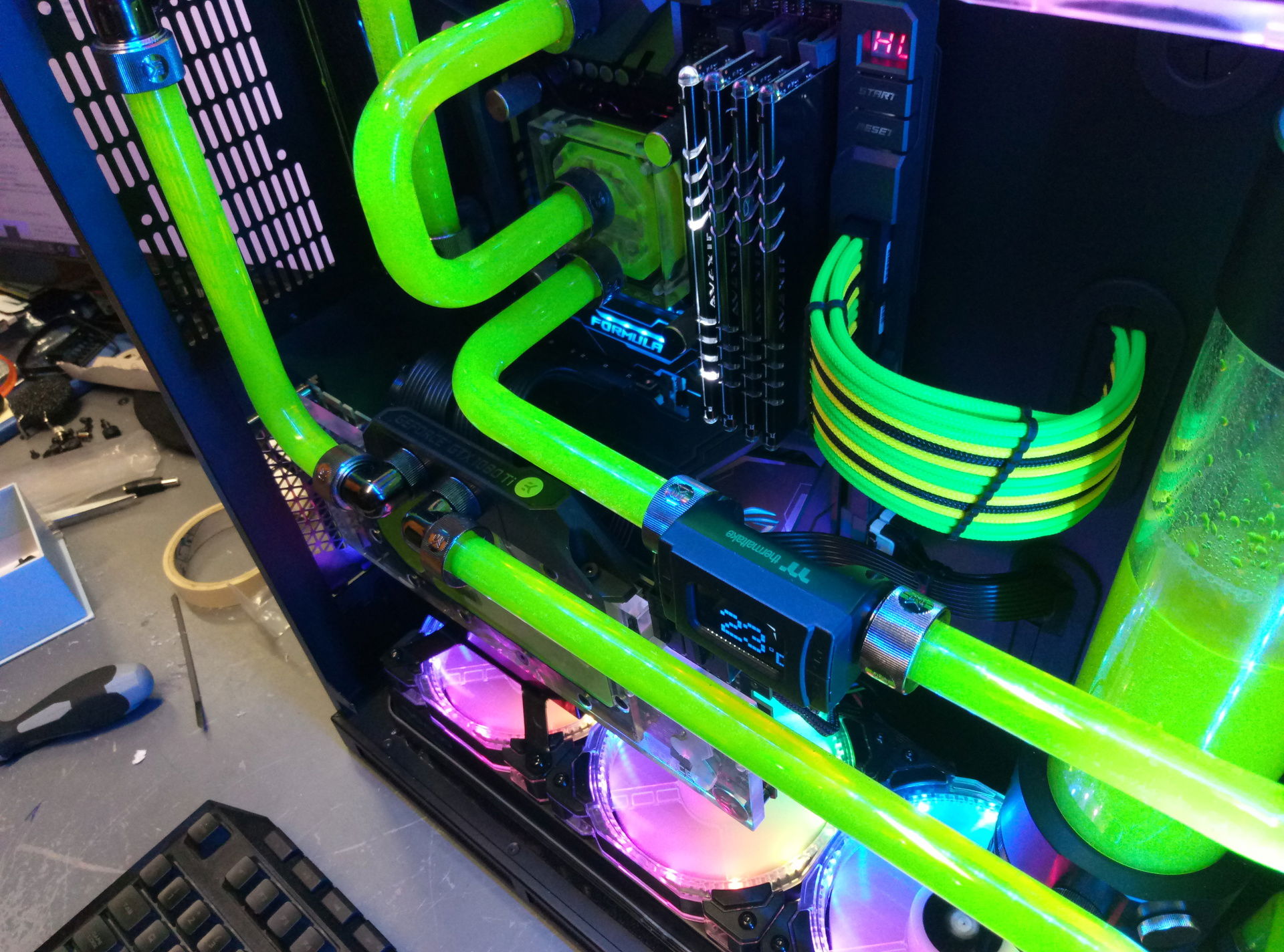 Customer Build. 25 - Lian-Li Custom loop » builds.gg