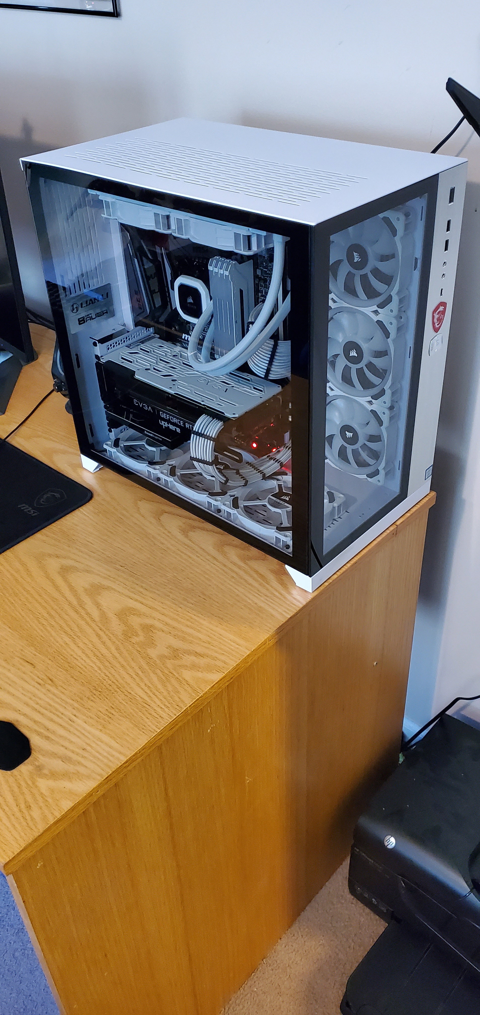 Lian Li PC-011 Dynamic "SnowStorm" » builds.gg