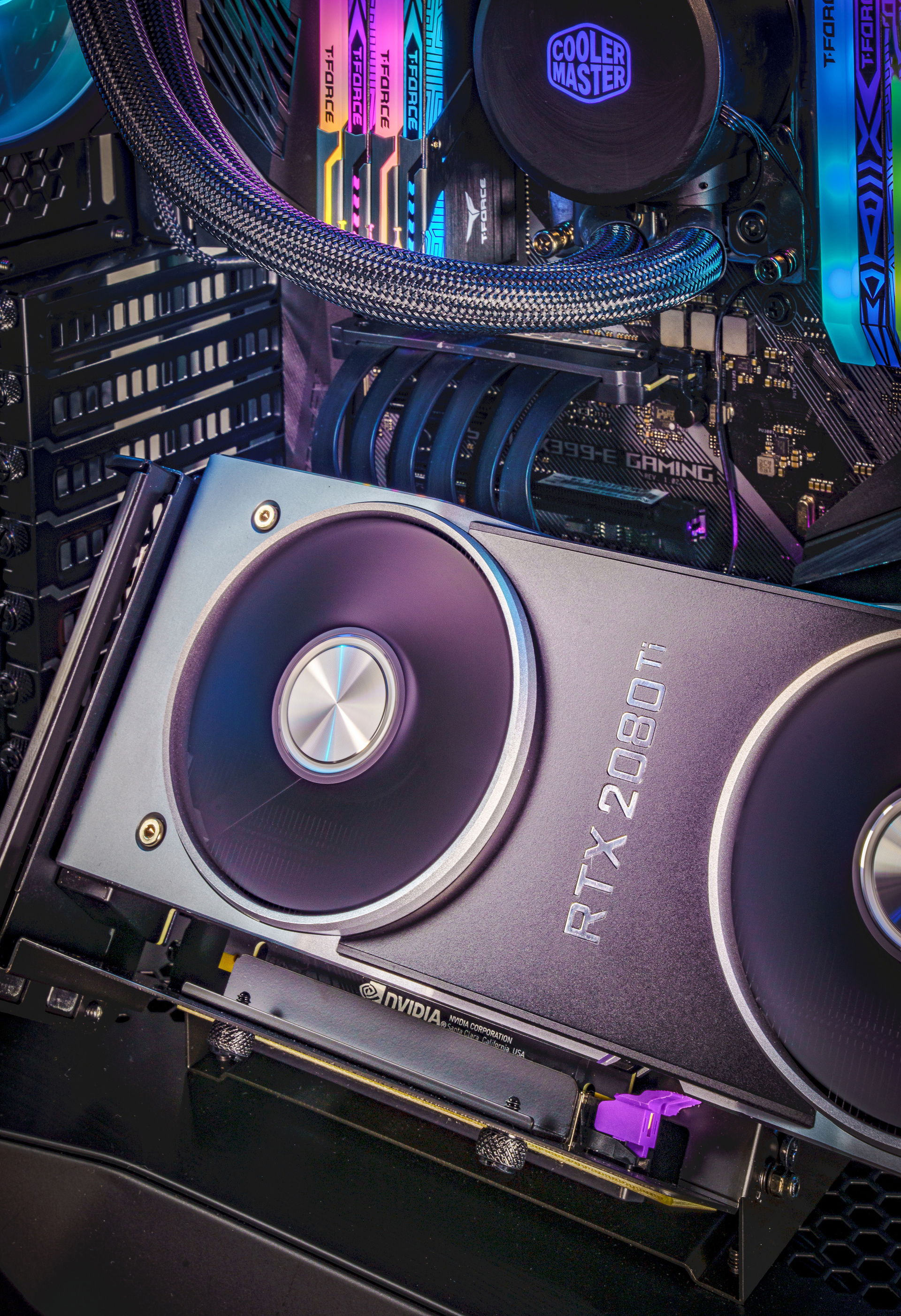 Fanciest Mule Ever - Epic C700M office build » builds.gg