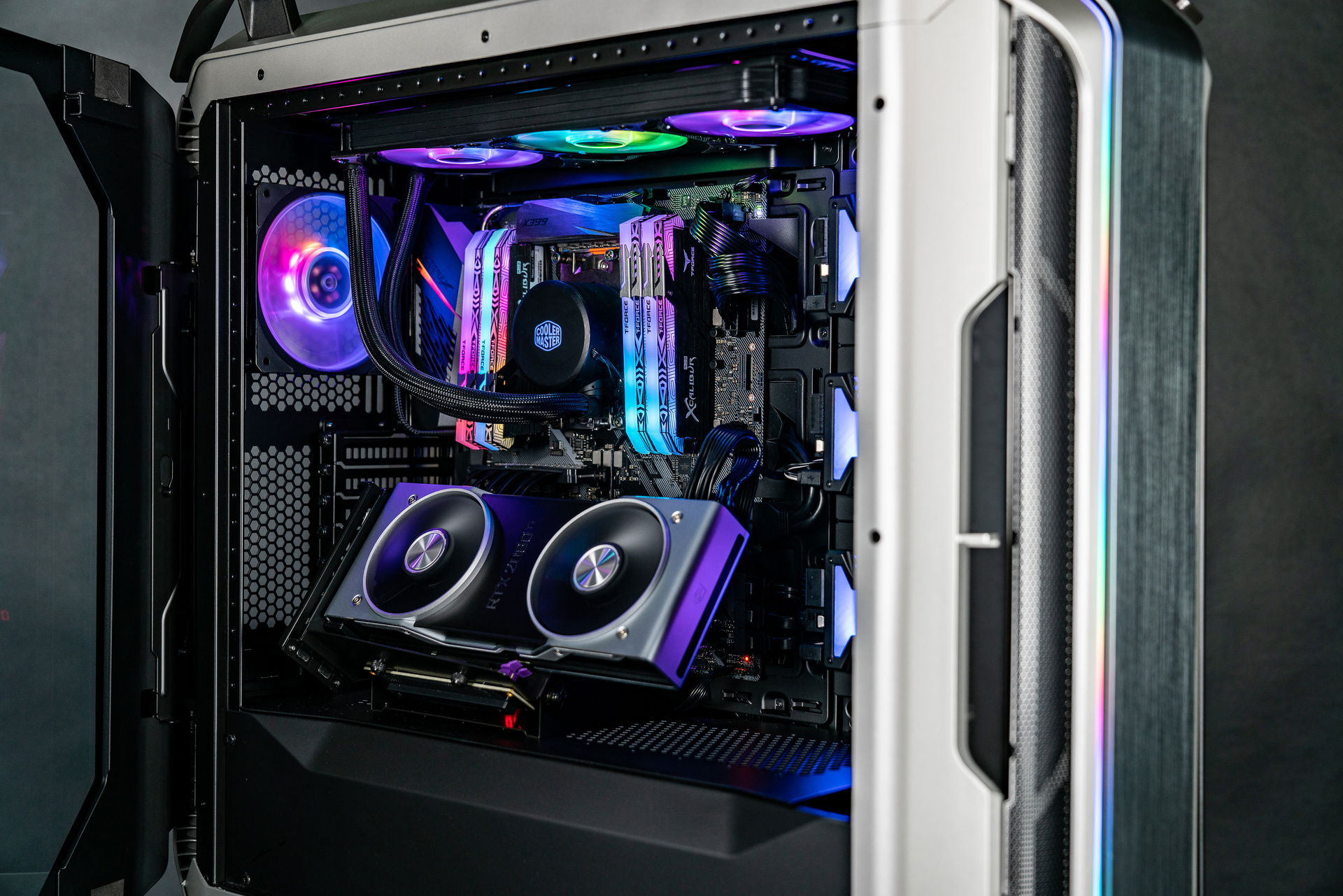 Fanciest Mule Ever - Epic C700M office build » builds.gg