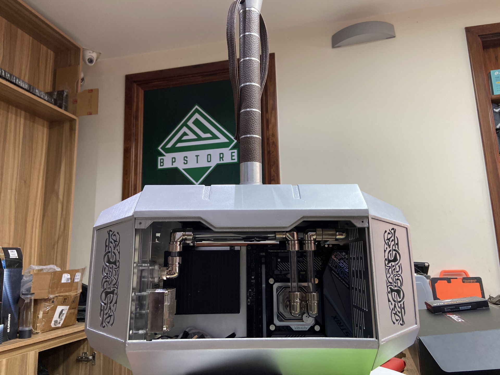 Mjolnir Case » builds.gg