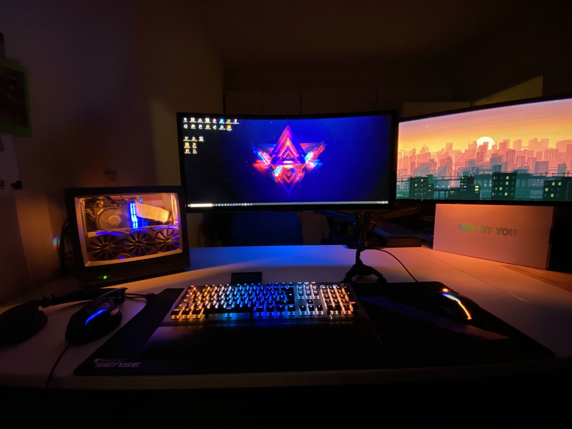 Monitor PC » builds.gg