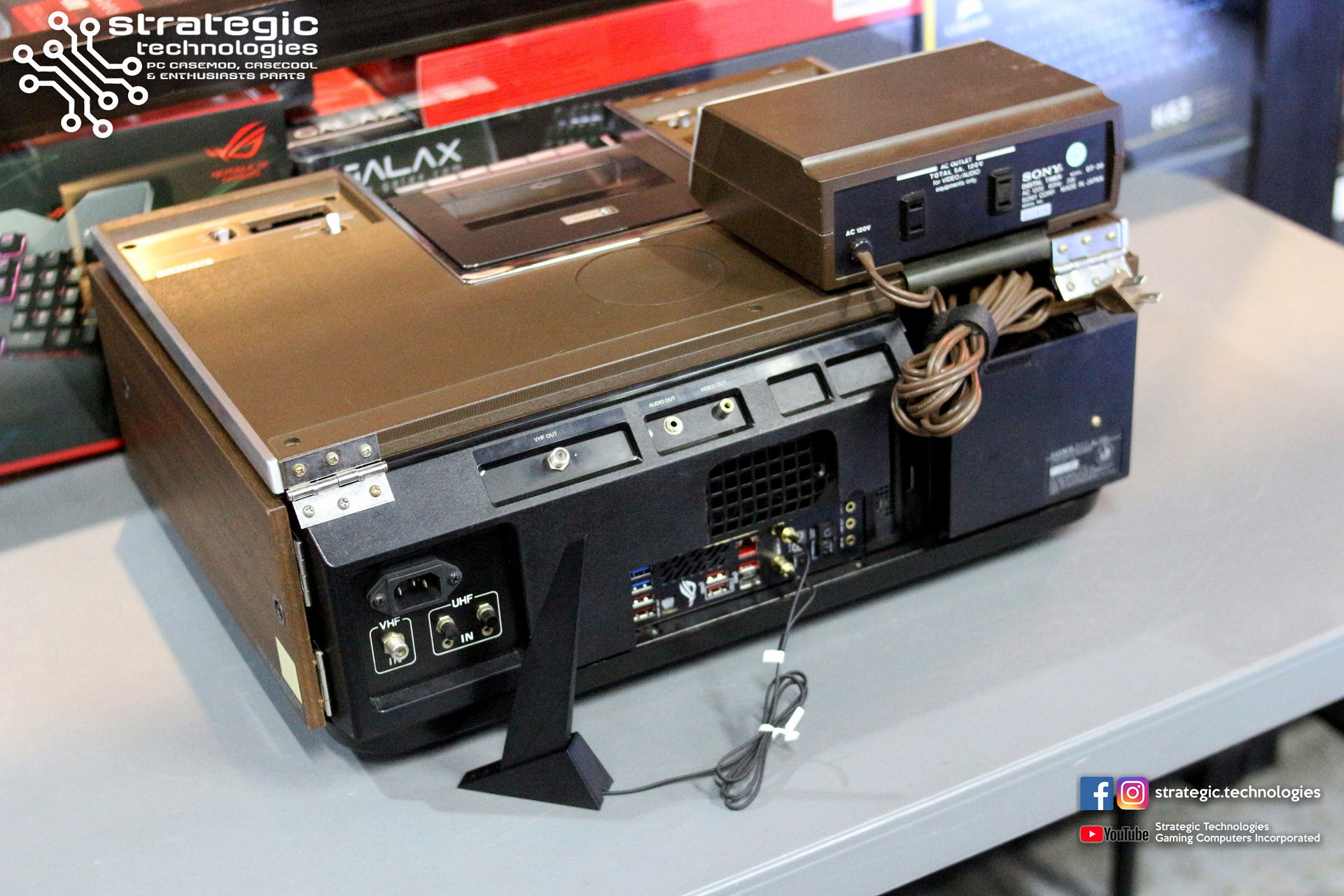 1976 Sony Betamax SL-7200 Videocassette Recorder Ultimate Sleeper Build ...