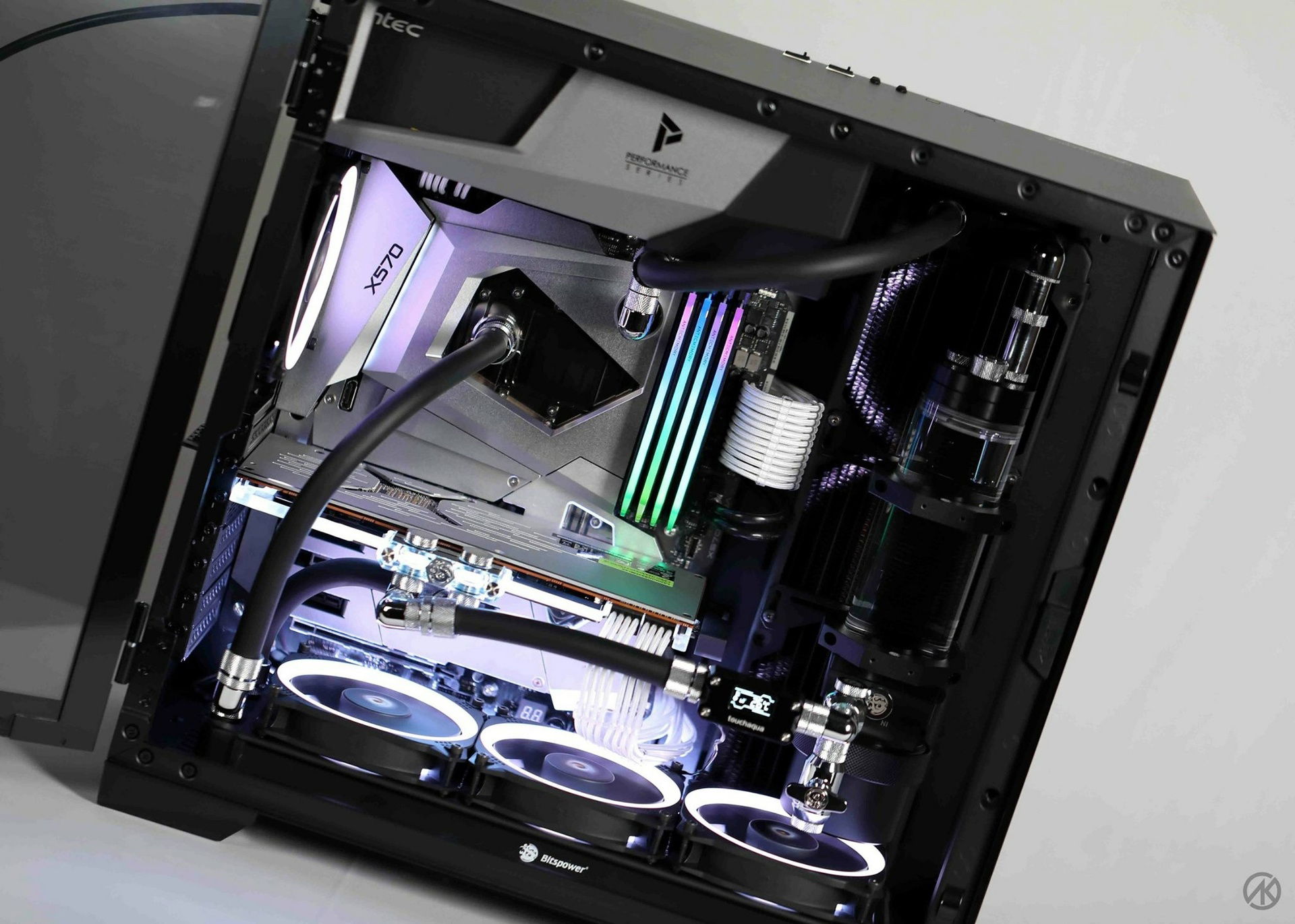 Antec P120 Crystal » builds.gg