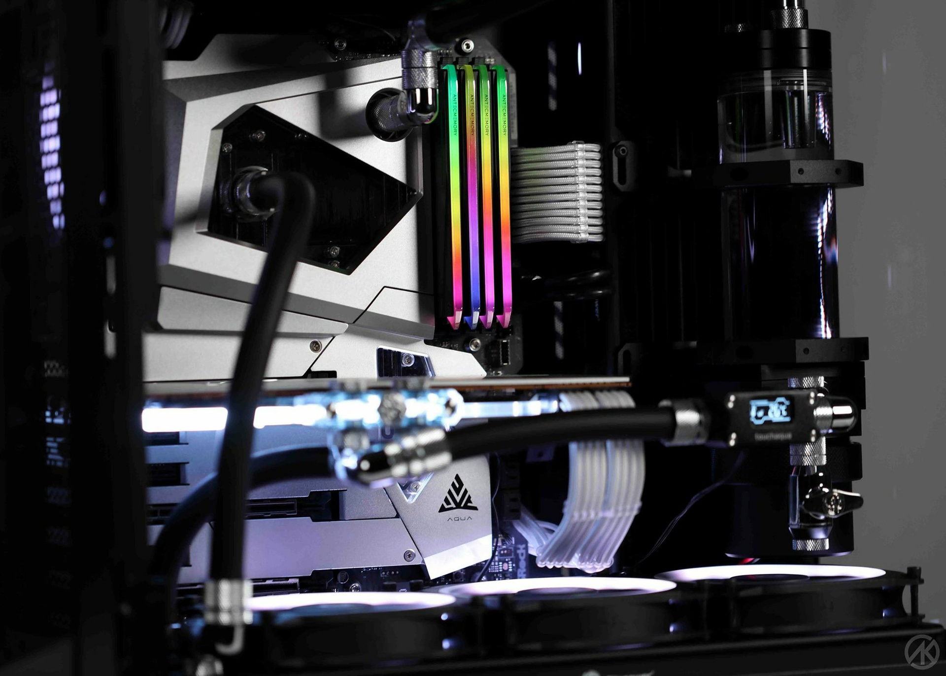 Antec P120 Crystal » builds.gg