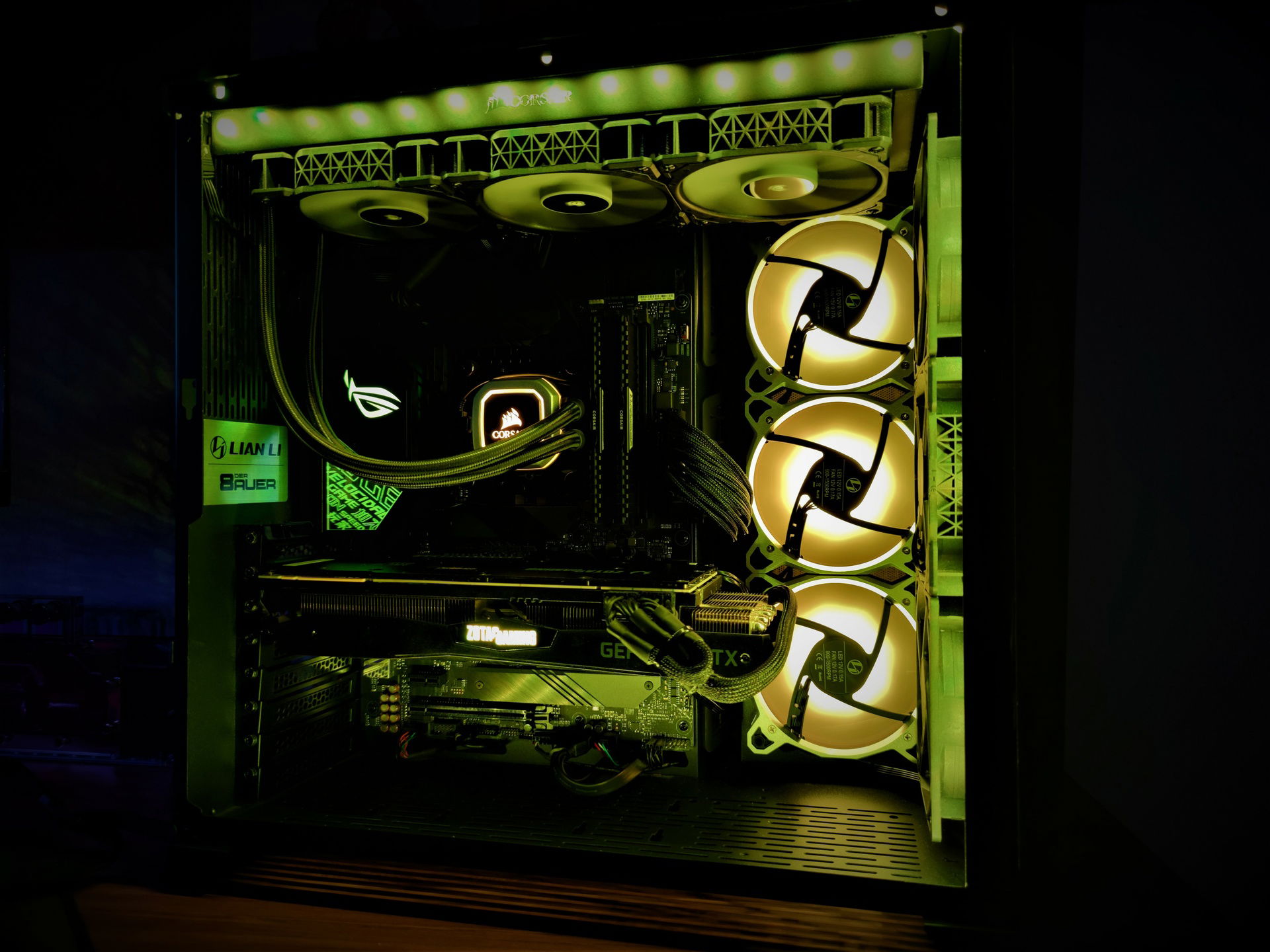 Black and Yellow » builds.gg
