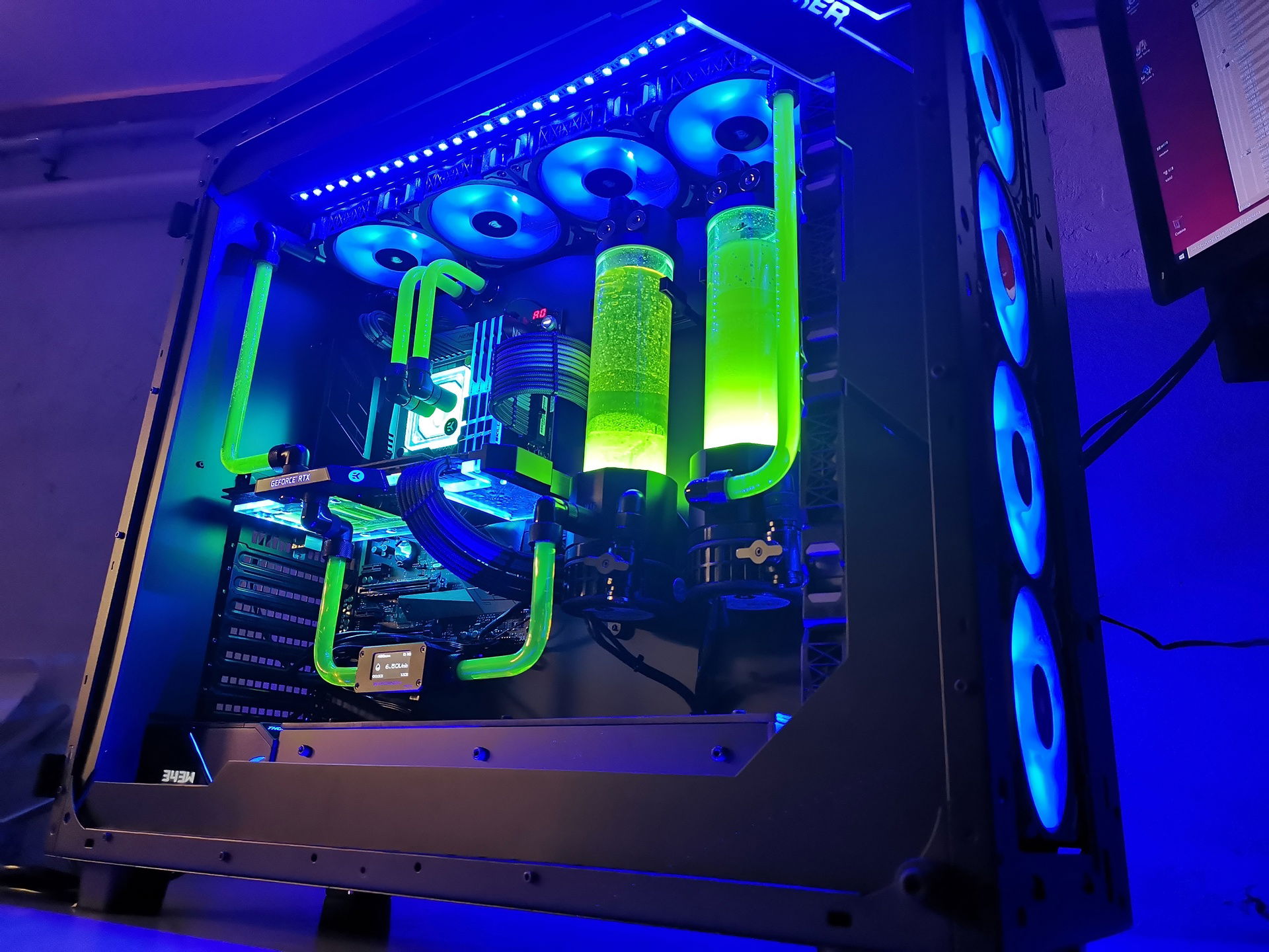 Customer Build. 28 - ROG Stryker » builds.gg