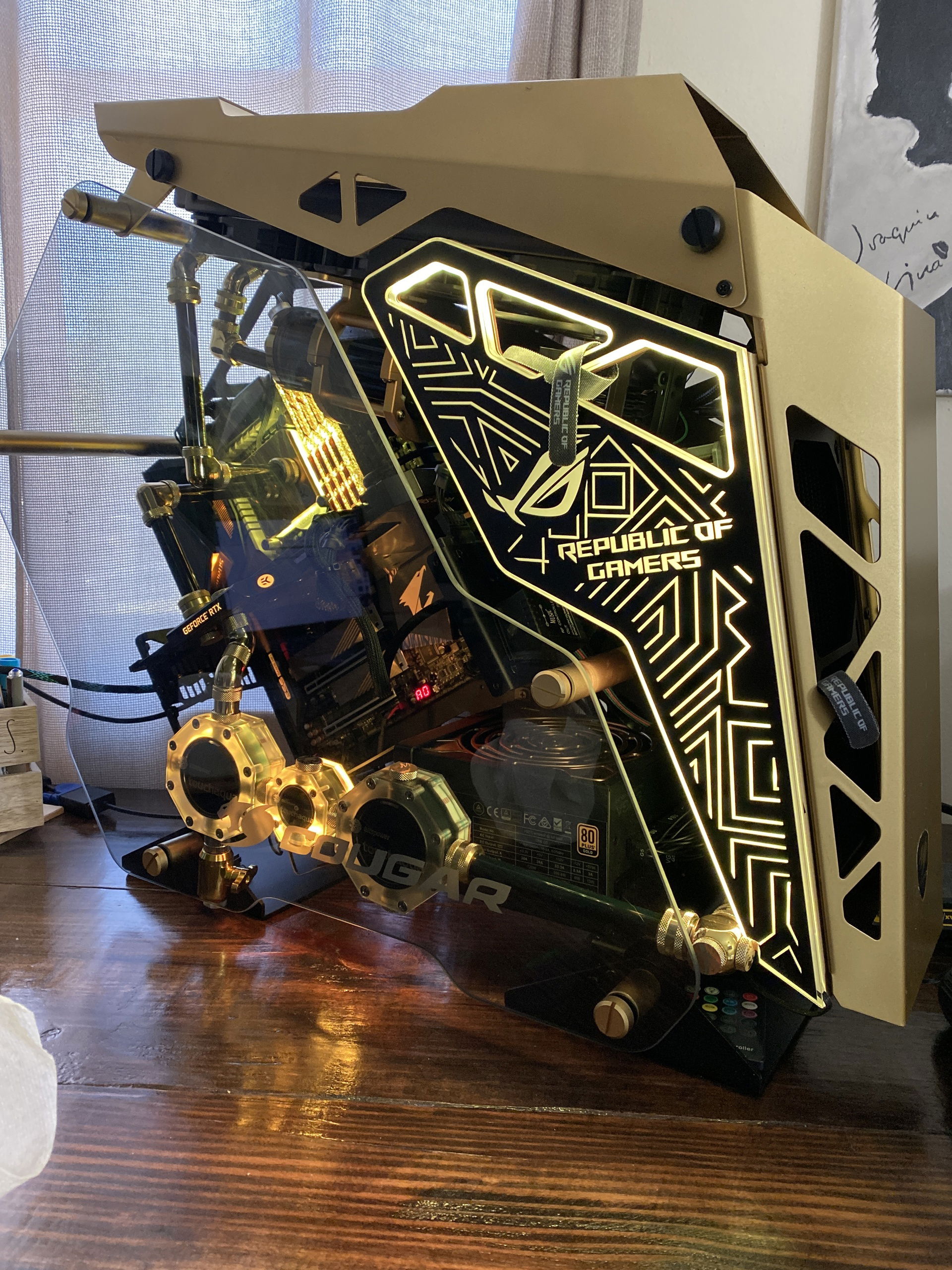 Black and gold » builds.gg