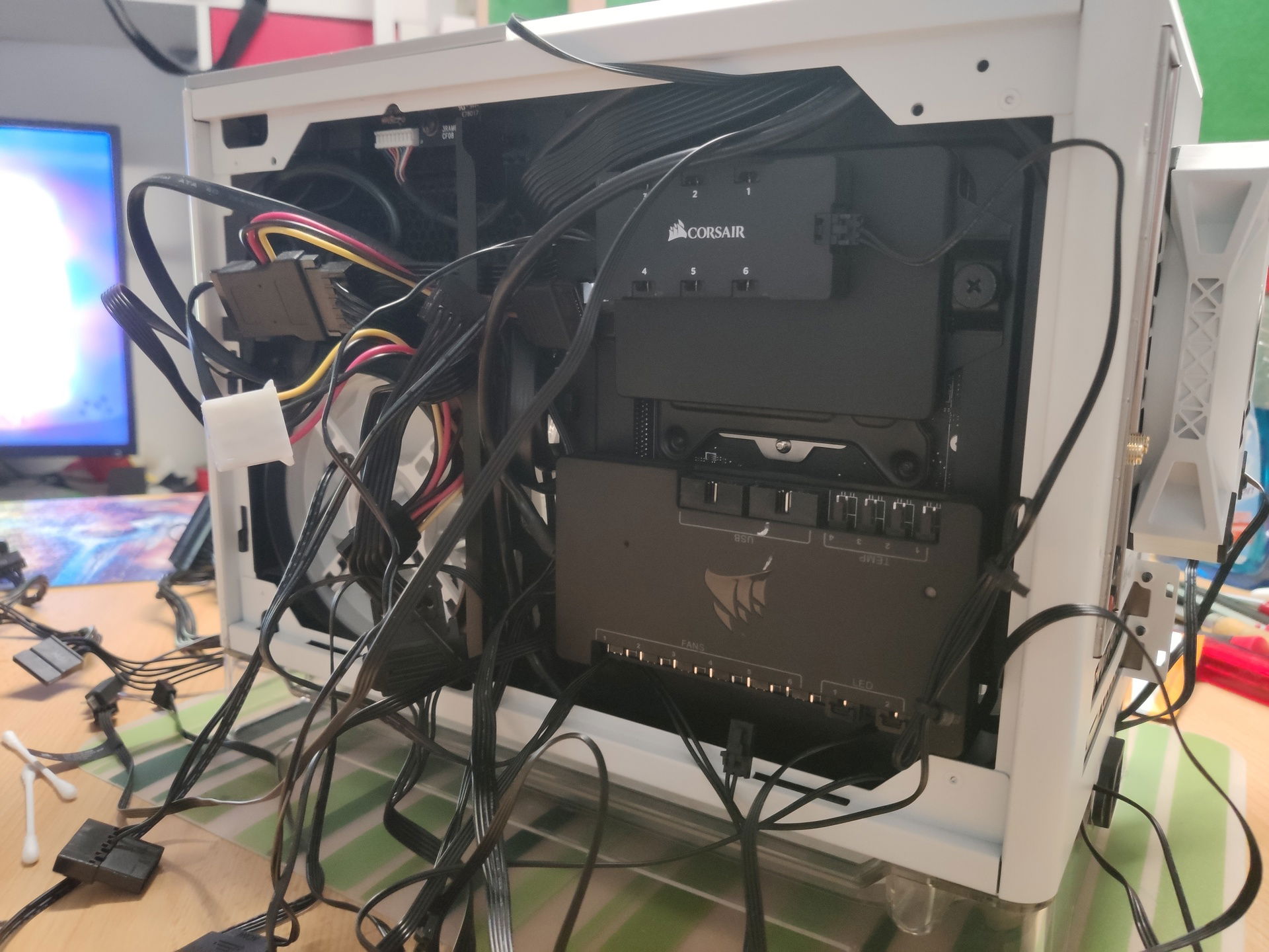 KK - WHITE ARCADE MACHINE » builds.gg