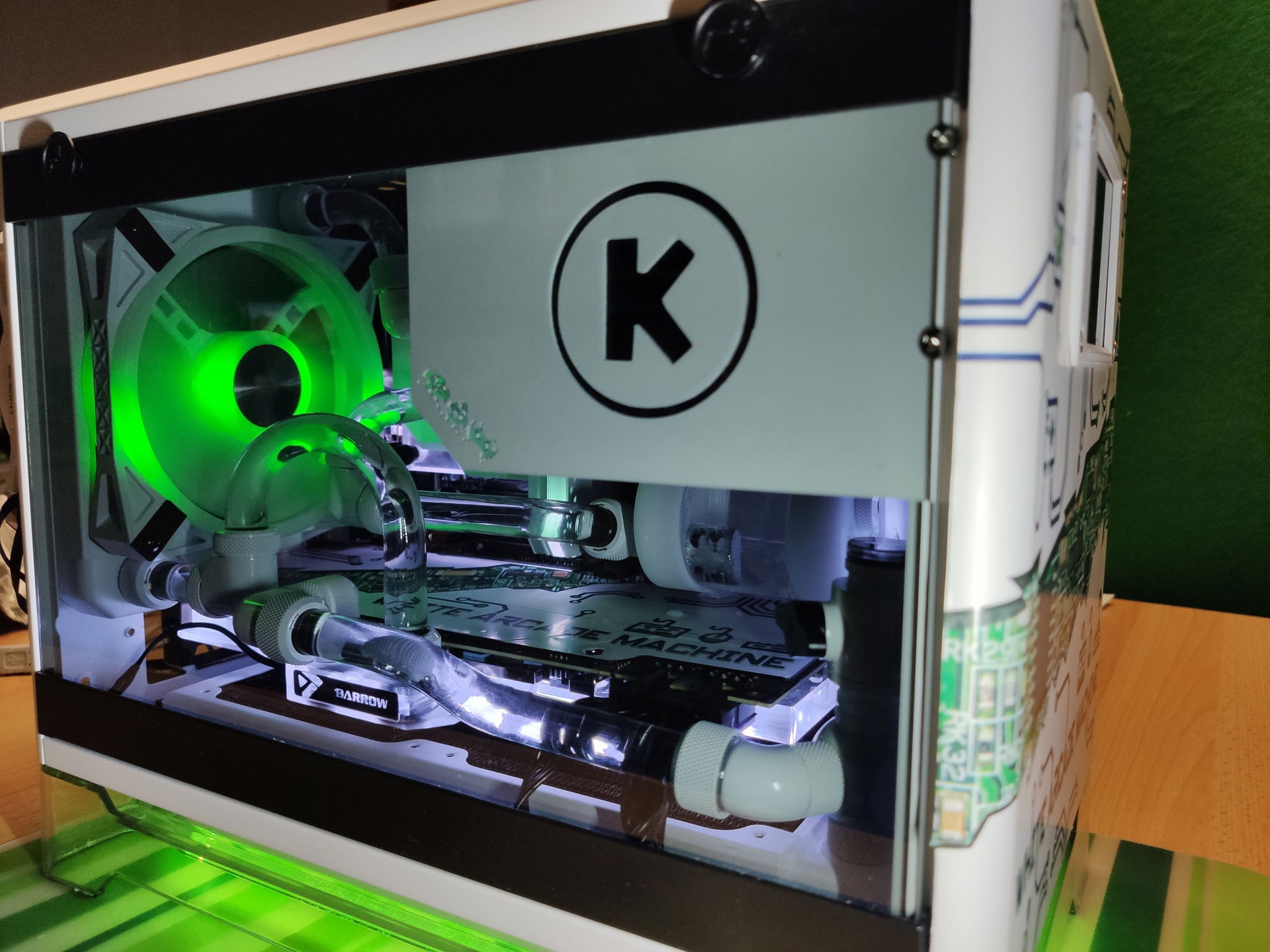 KK - WHITE ARCADE MACHINE » builds.gg