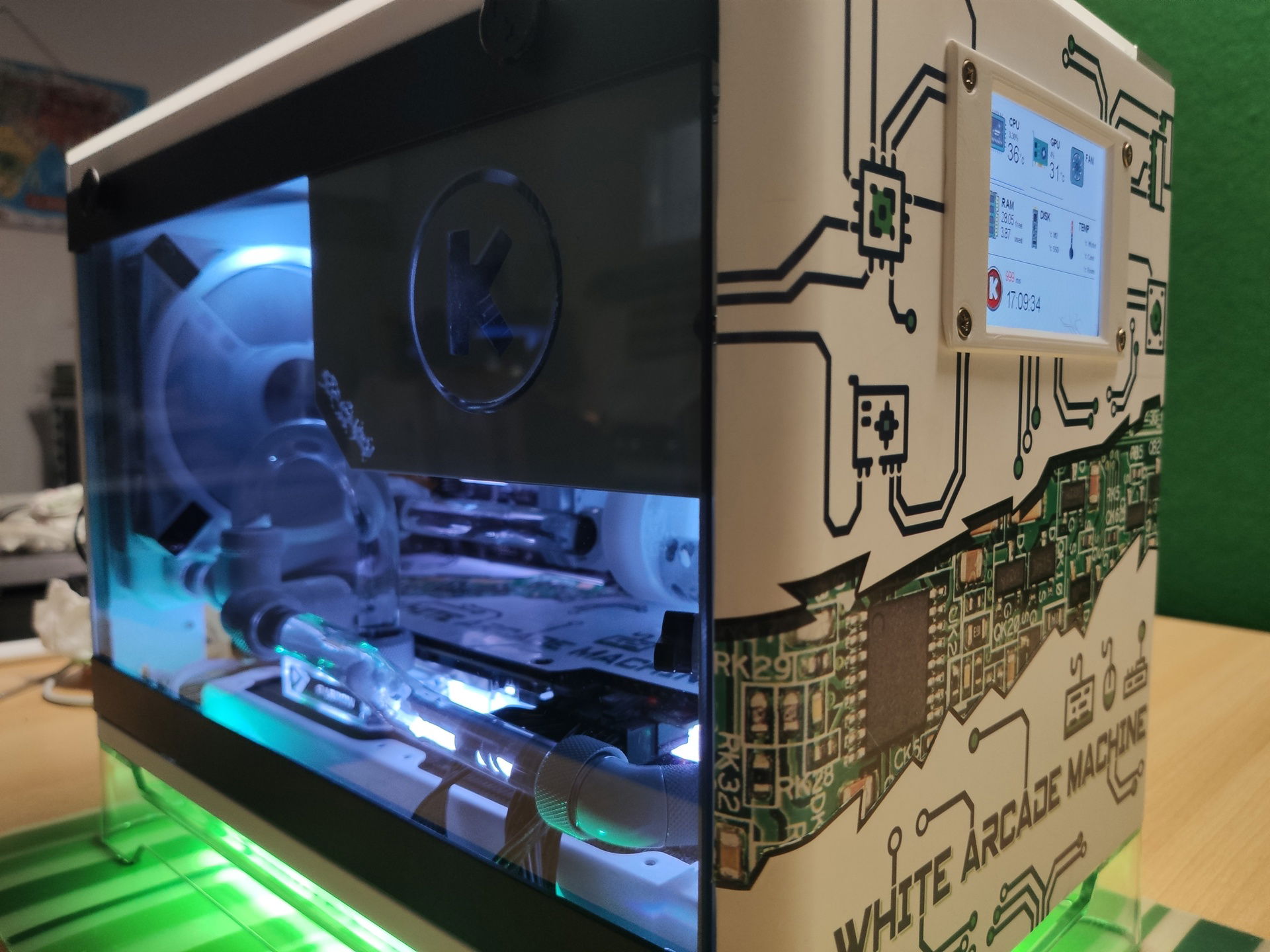 KK - WHITE ARCADE MACHINE » builds.gg