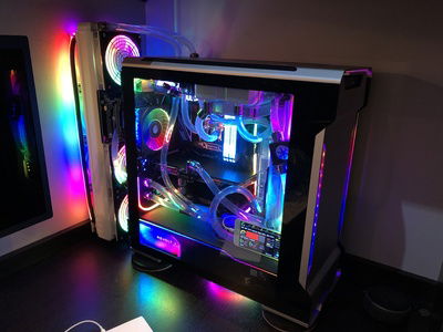 FormD T1 V2 with a 7800X3D and RTX 4090 » builds.gg