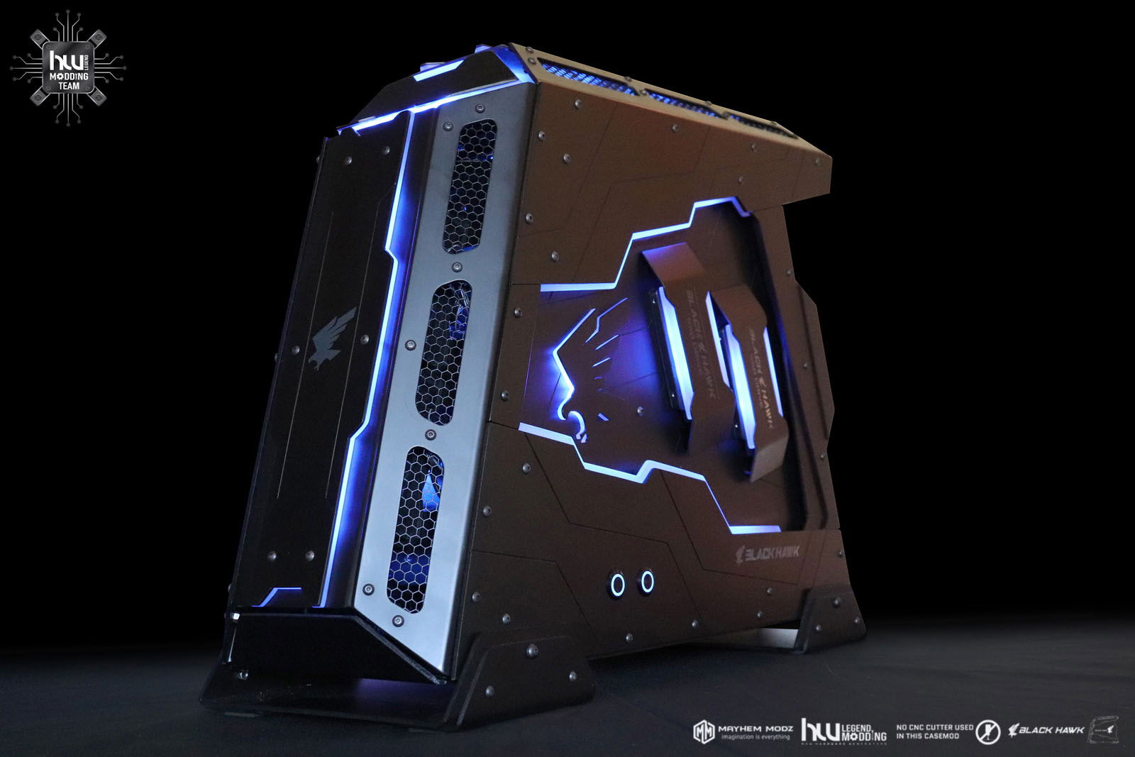 BLACK HAWK A SCRATCH BUILD » builds.gg