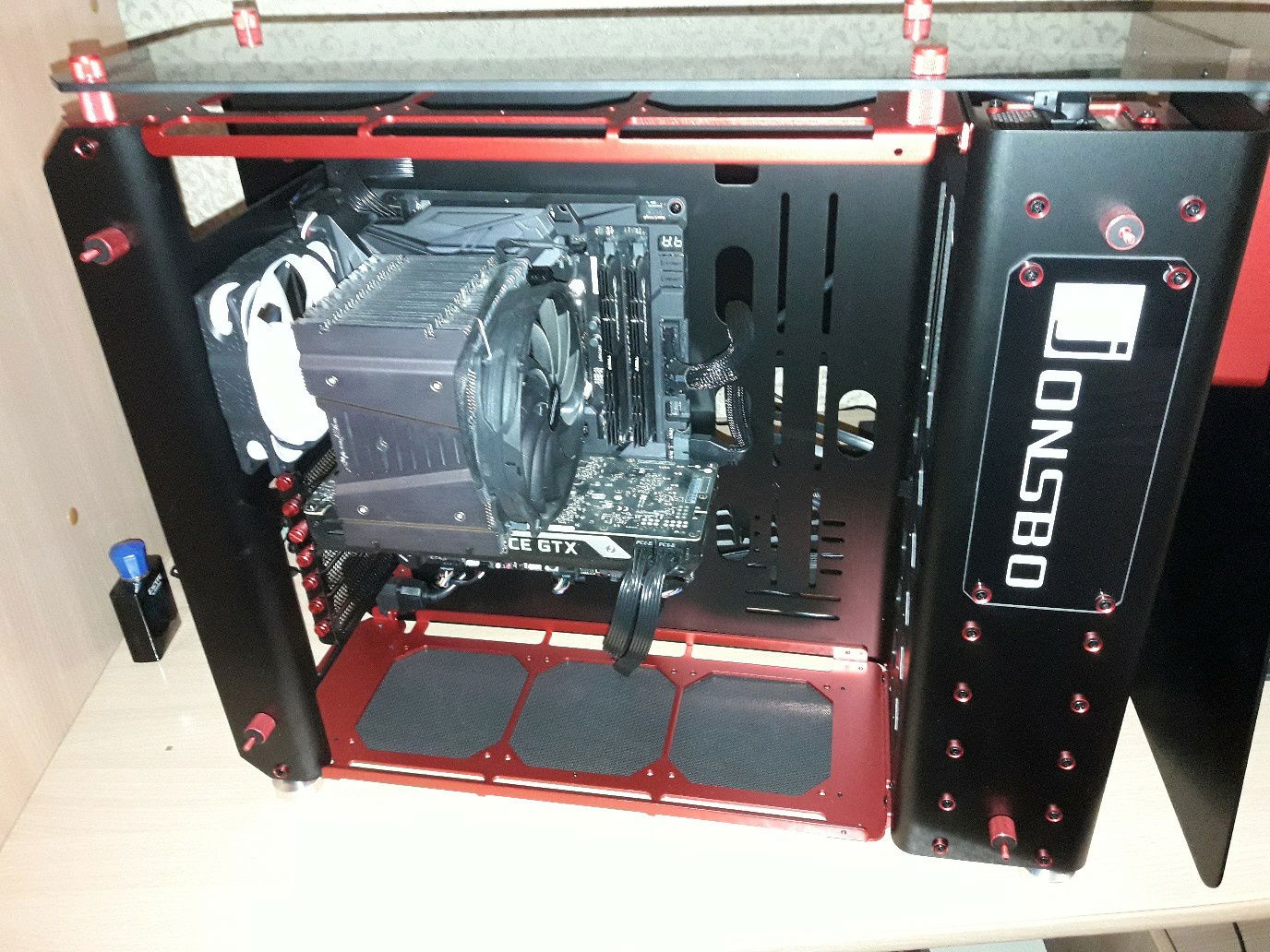 Jonsbo MOD1 (Black/RED) » builds.gg