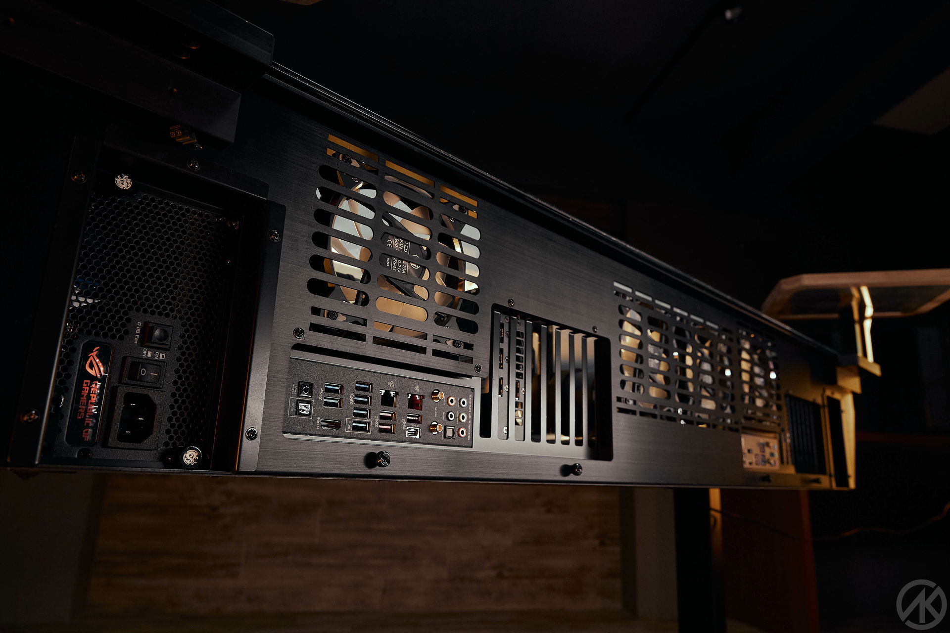 Lian Li DK-05F » builds.gg