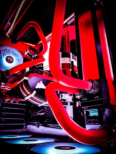 Customer Build. 25 - Lian-Li Custom loop » builds.gg