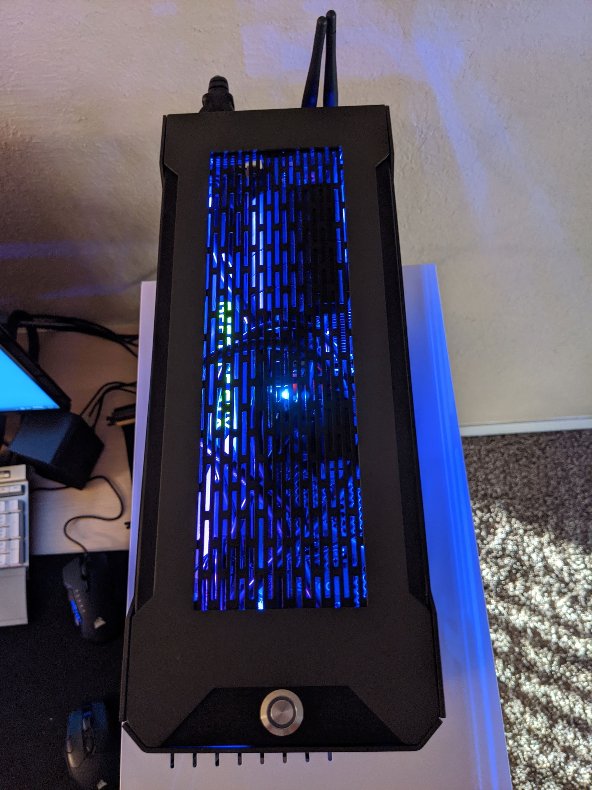 Small SFF Sliger SM550 » builds.gg