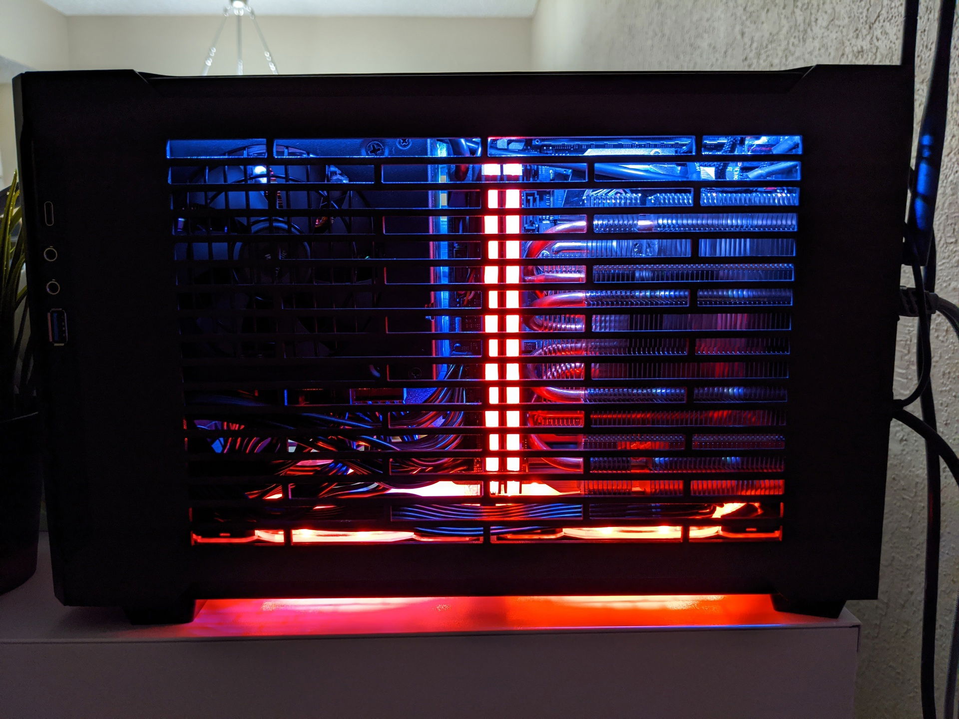 Small SFF Sliger SM550 » builds.gg