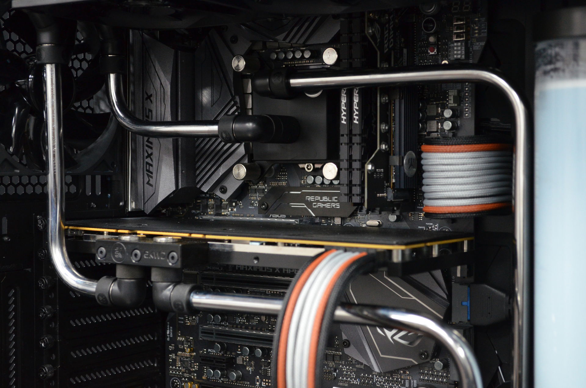 Fractal Design R6 » builds.gg