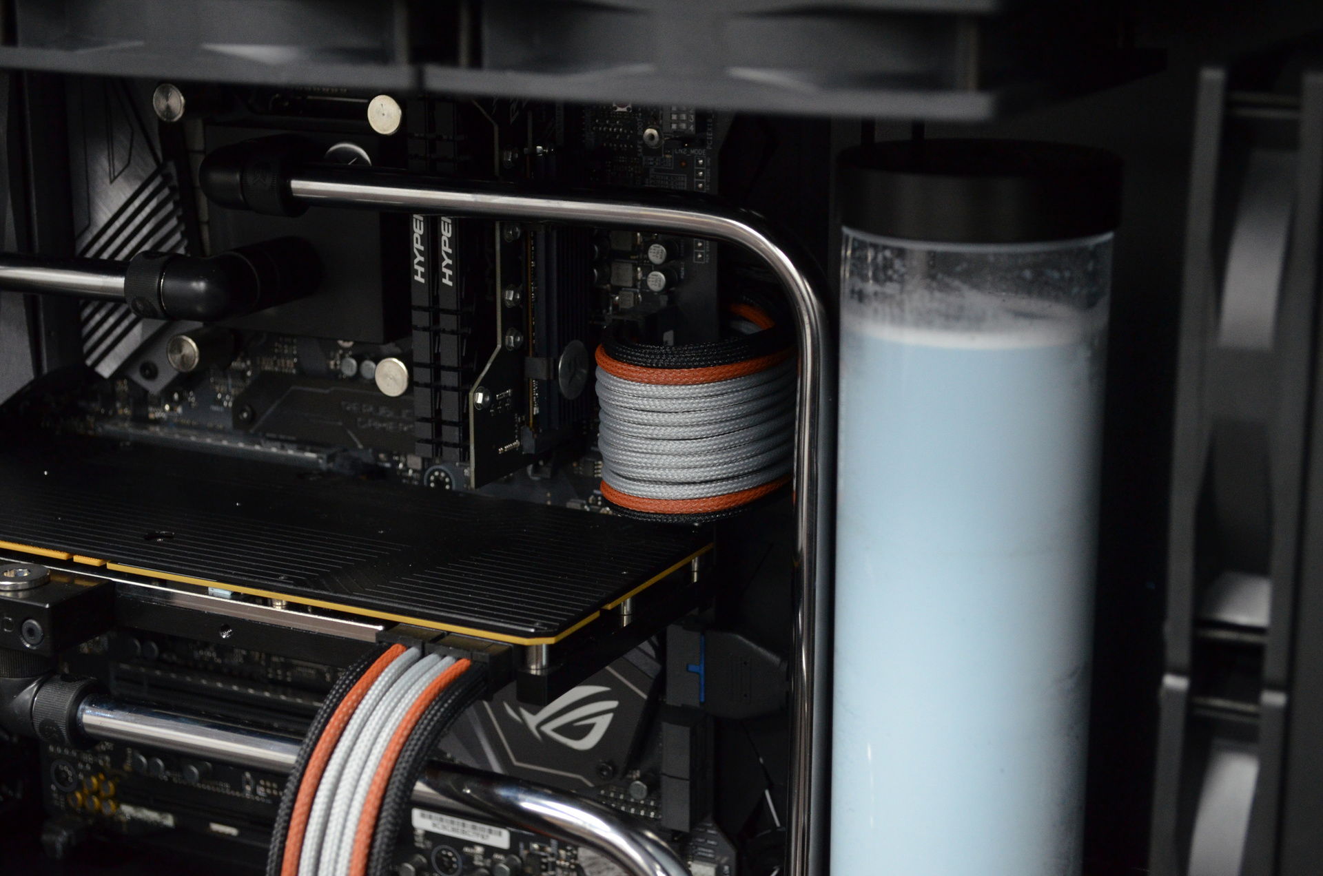 Fractal Design R6 » builds.gg
