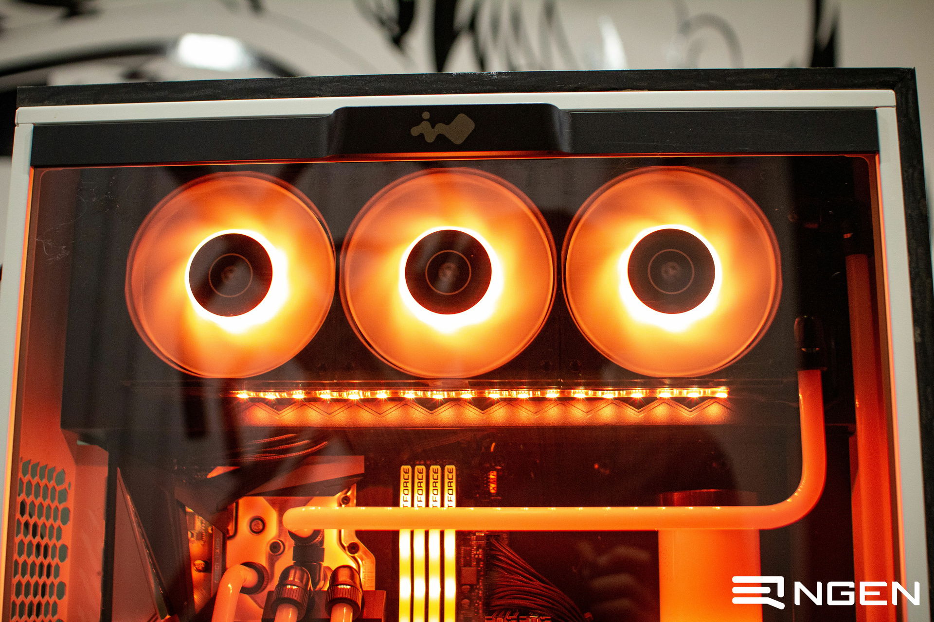 InWin 303 Wood Mod for Streamer, Ginja » builds.gg