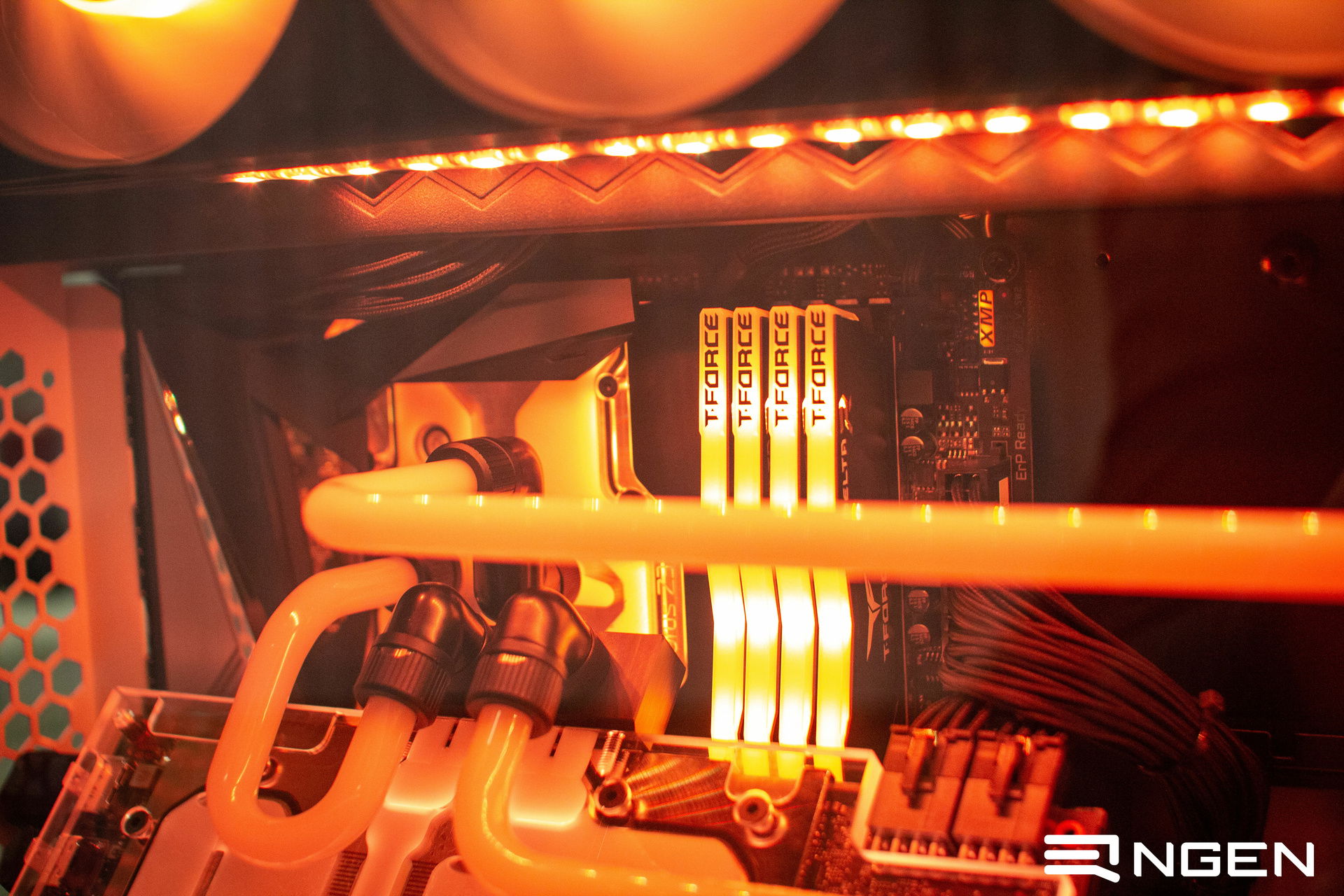 InWin 303 Wood Mod for Streamer, Ginja » builds.gg