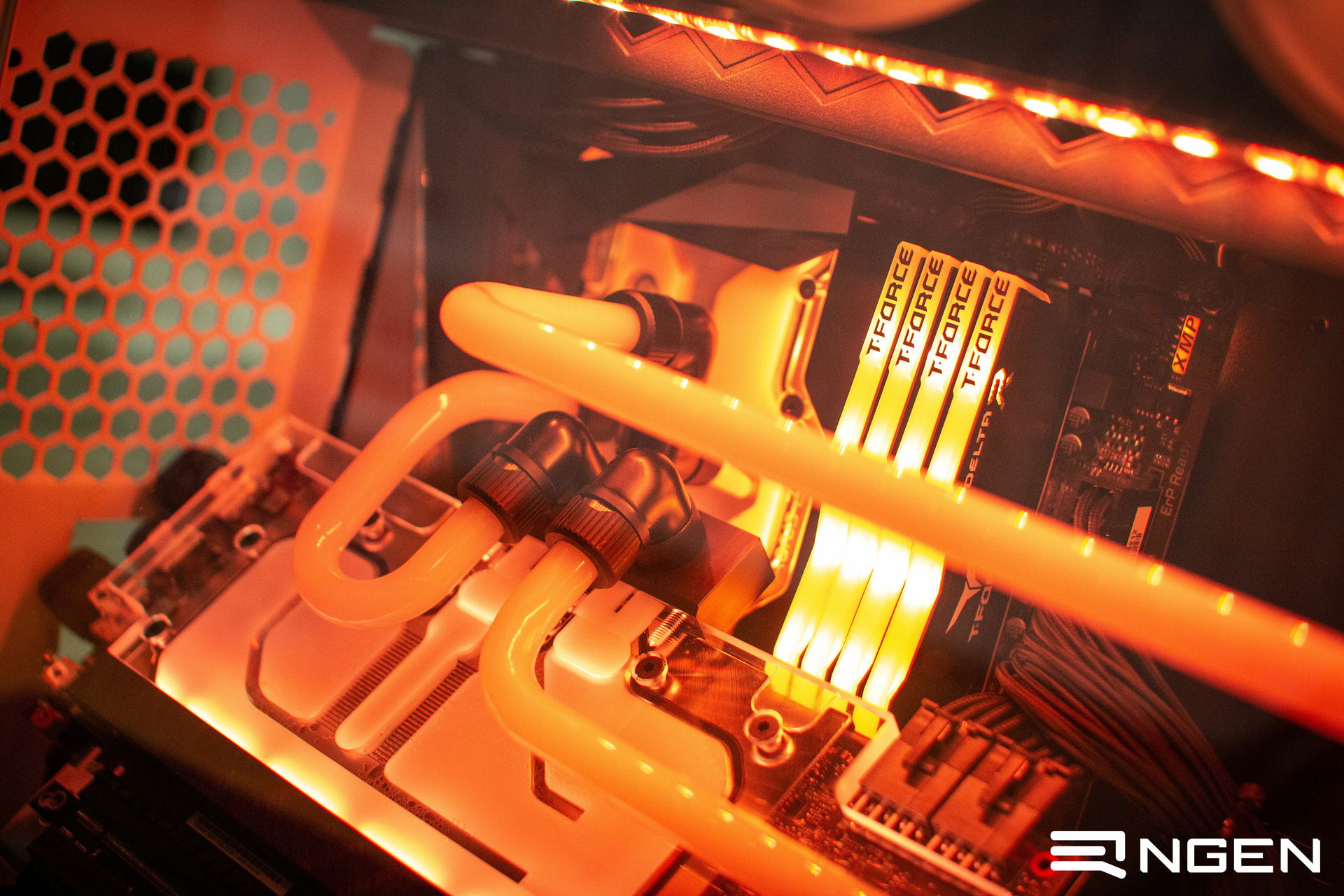 InWin 303 Wood Mod for Streamer, Ginja » builds.gg