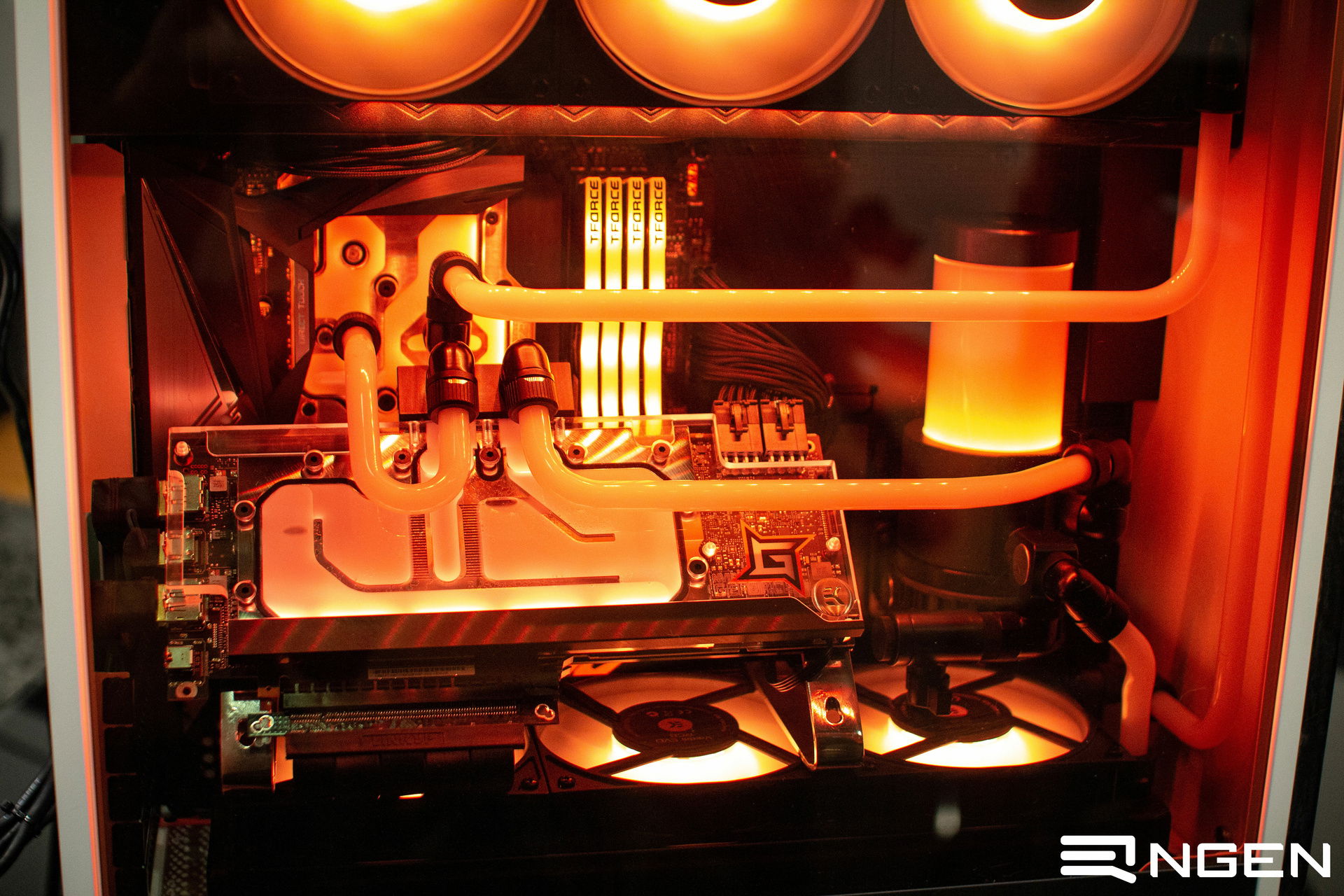 InWin 303 Wood Mod for Streamer, Ginja » builds.gg