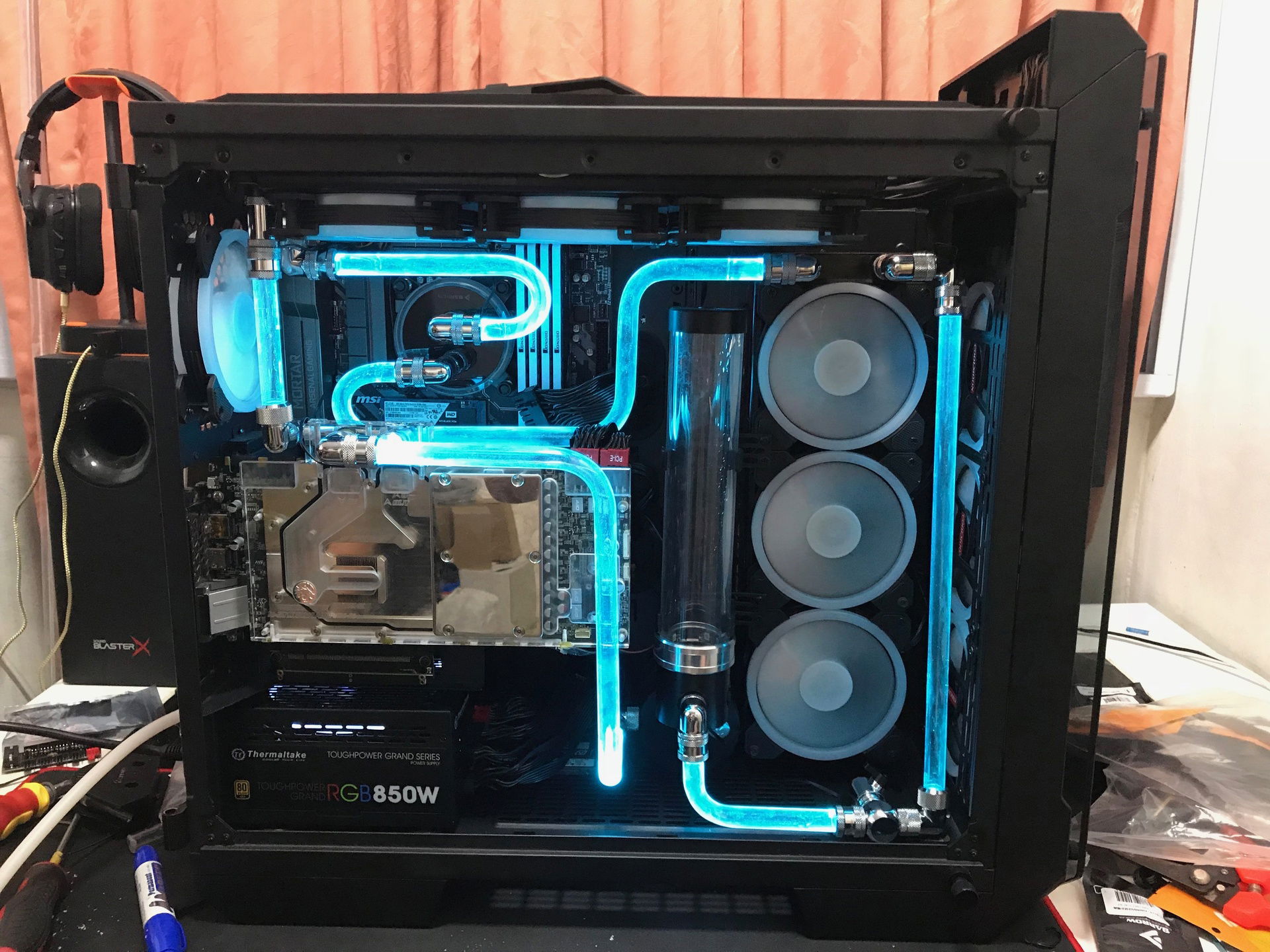 ThermalTake View 71 All RGB Build. ALL! Even Fittings !! » builds.gg