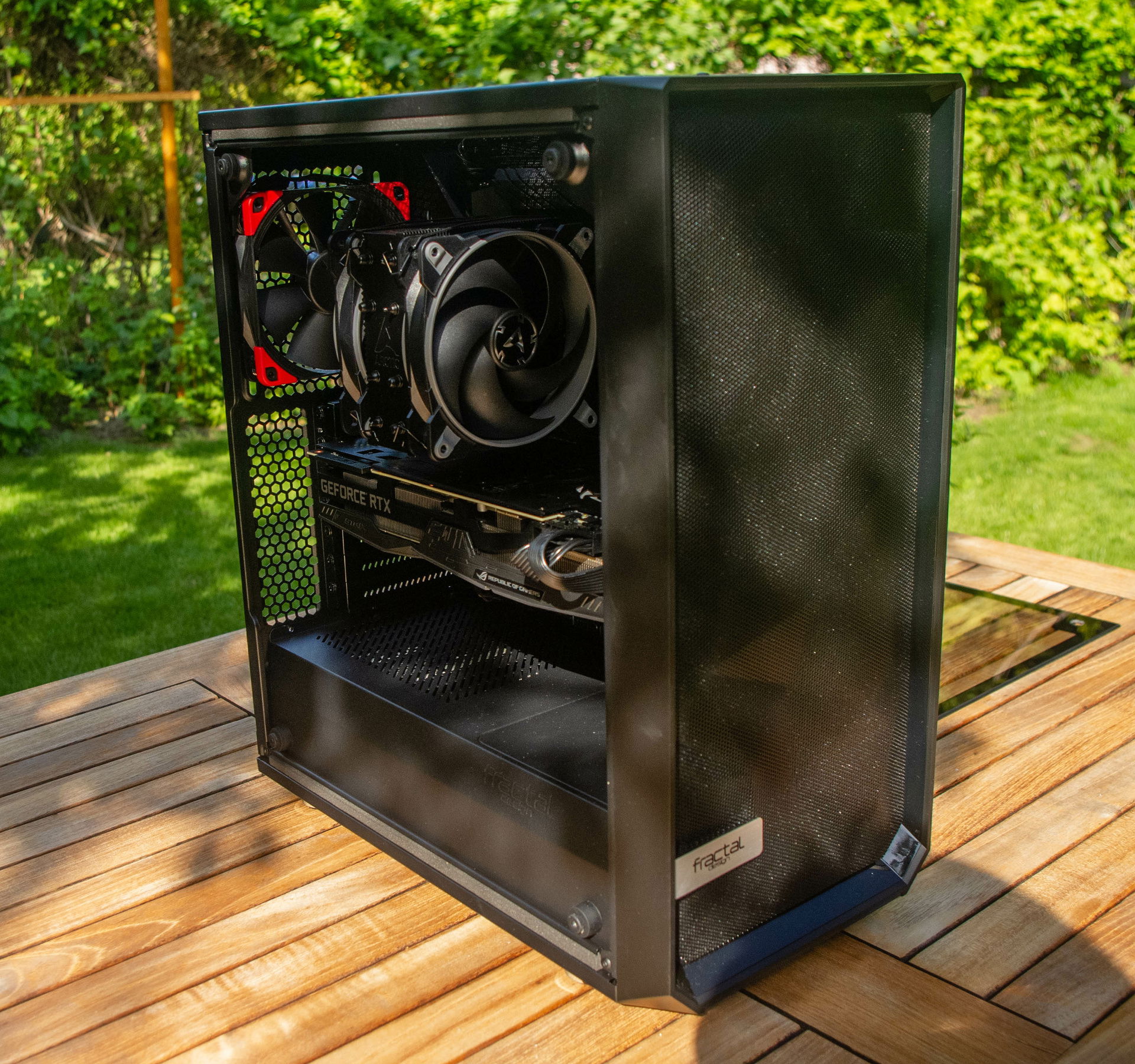 ASUS ROG Build - Ryzen 7 3700X, RTX 2080S, 16GB RAM » builds.gg