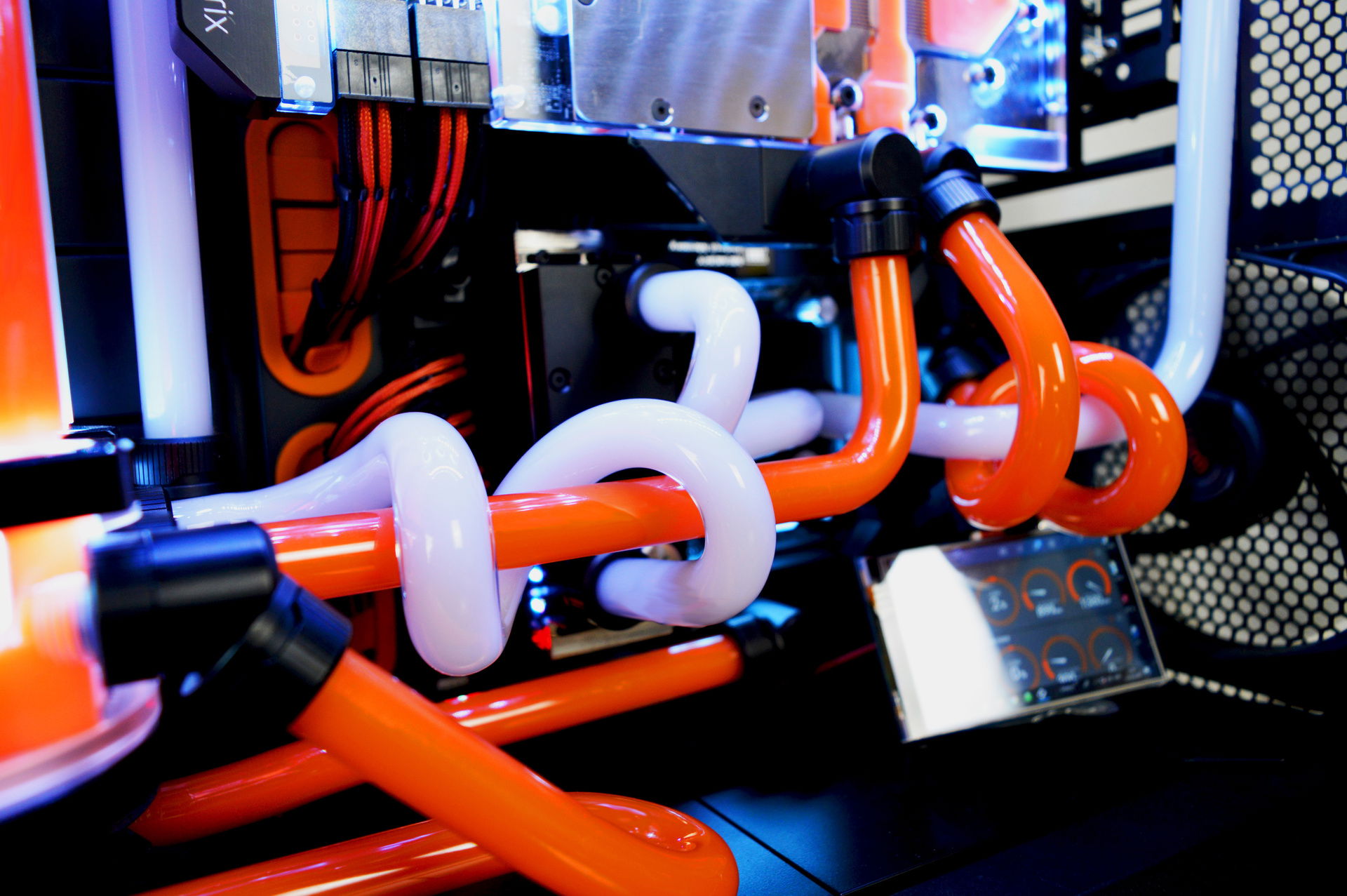 Twisted Tech » builds.gg