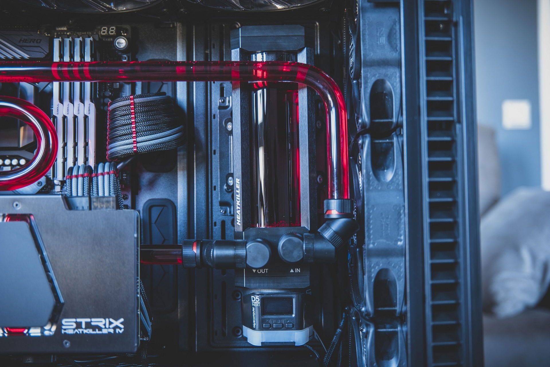 Define 7 ROG STRIX » builds.gg