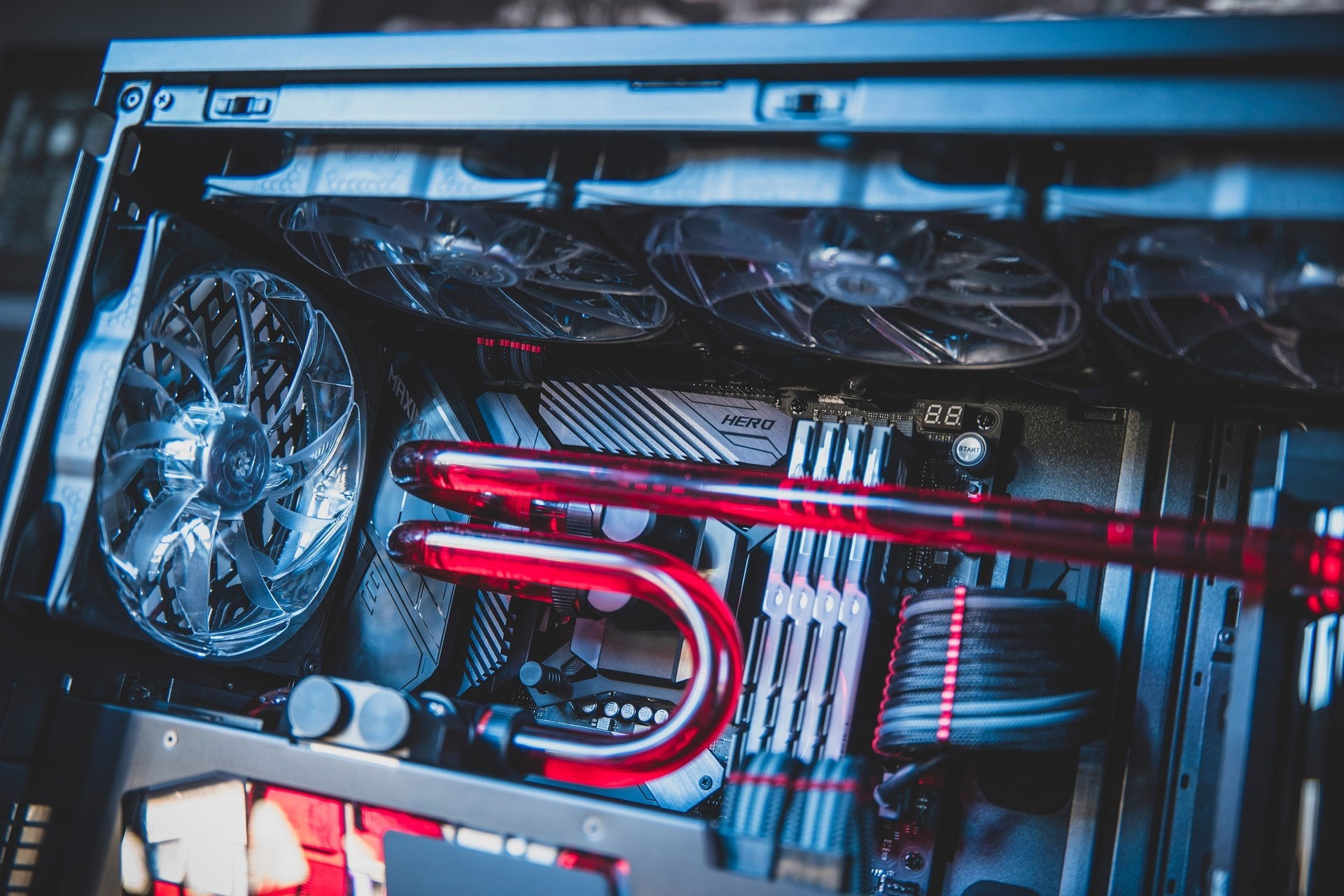 Define 7 ROG STRIX » builds.gg