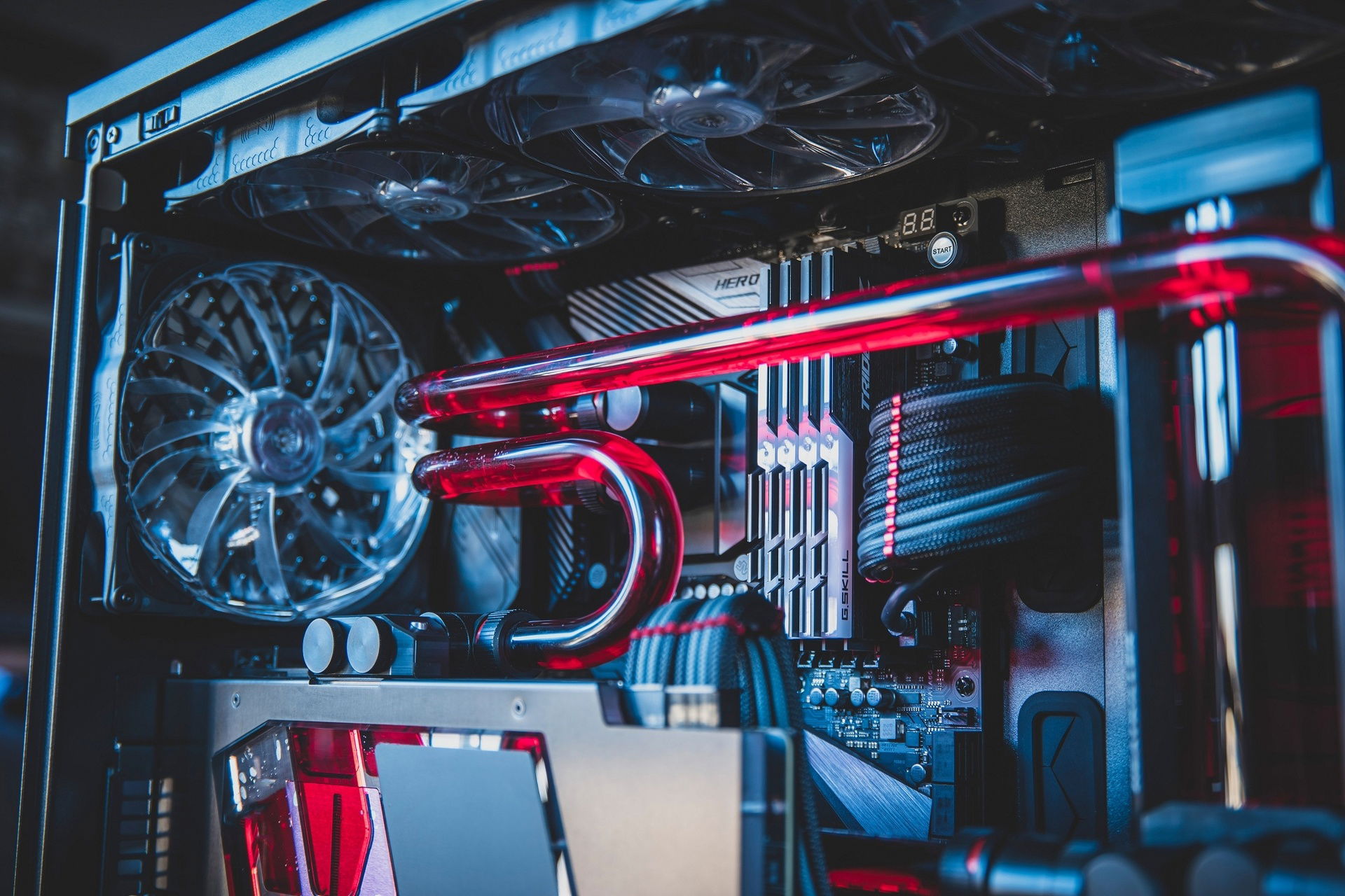 Define 7 ROG STRIX » builds.gg