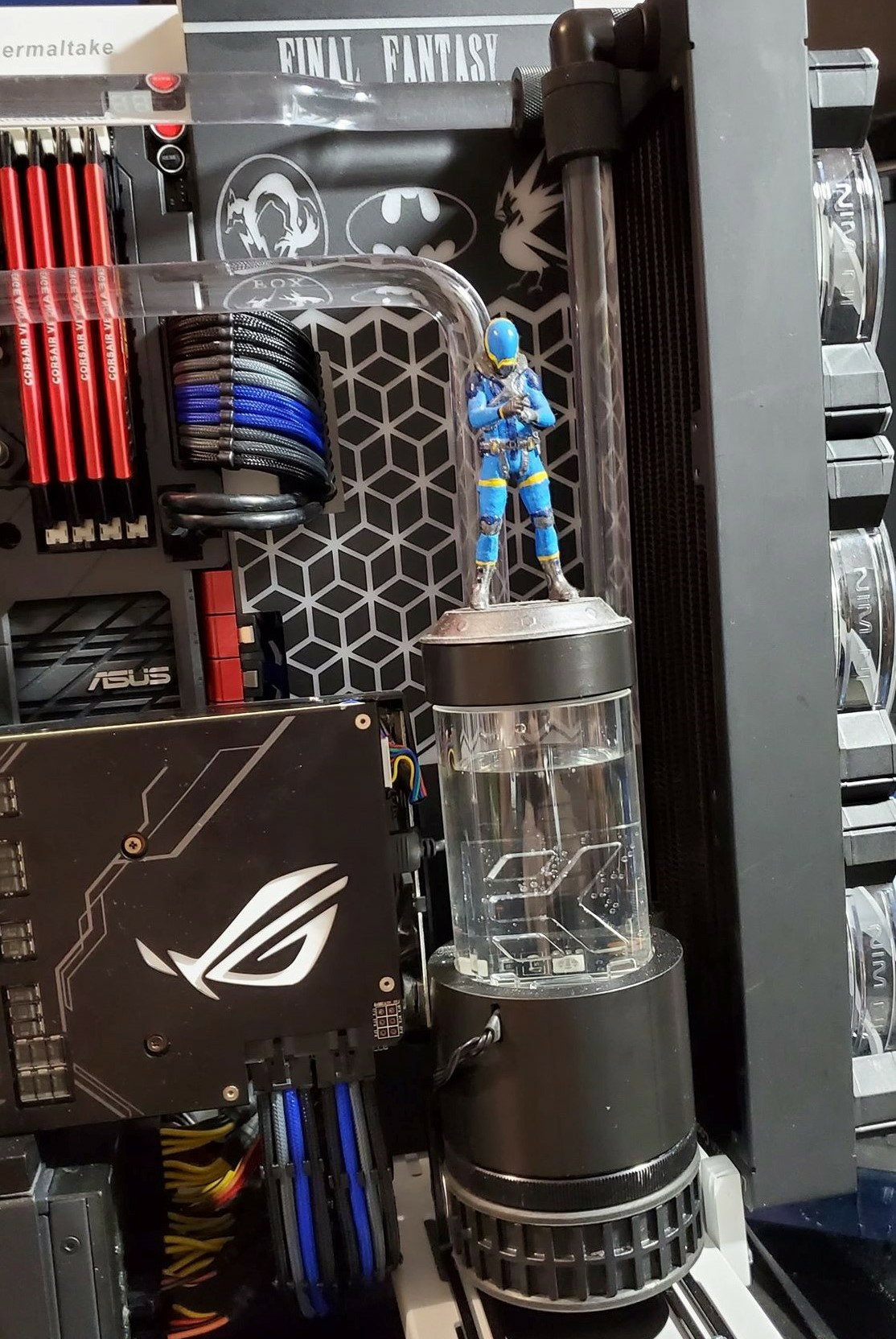 Mod Thermaltake Core P3 -ROG » builds.gg