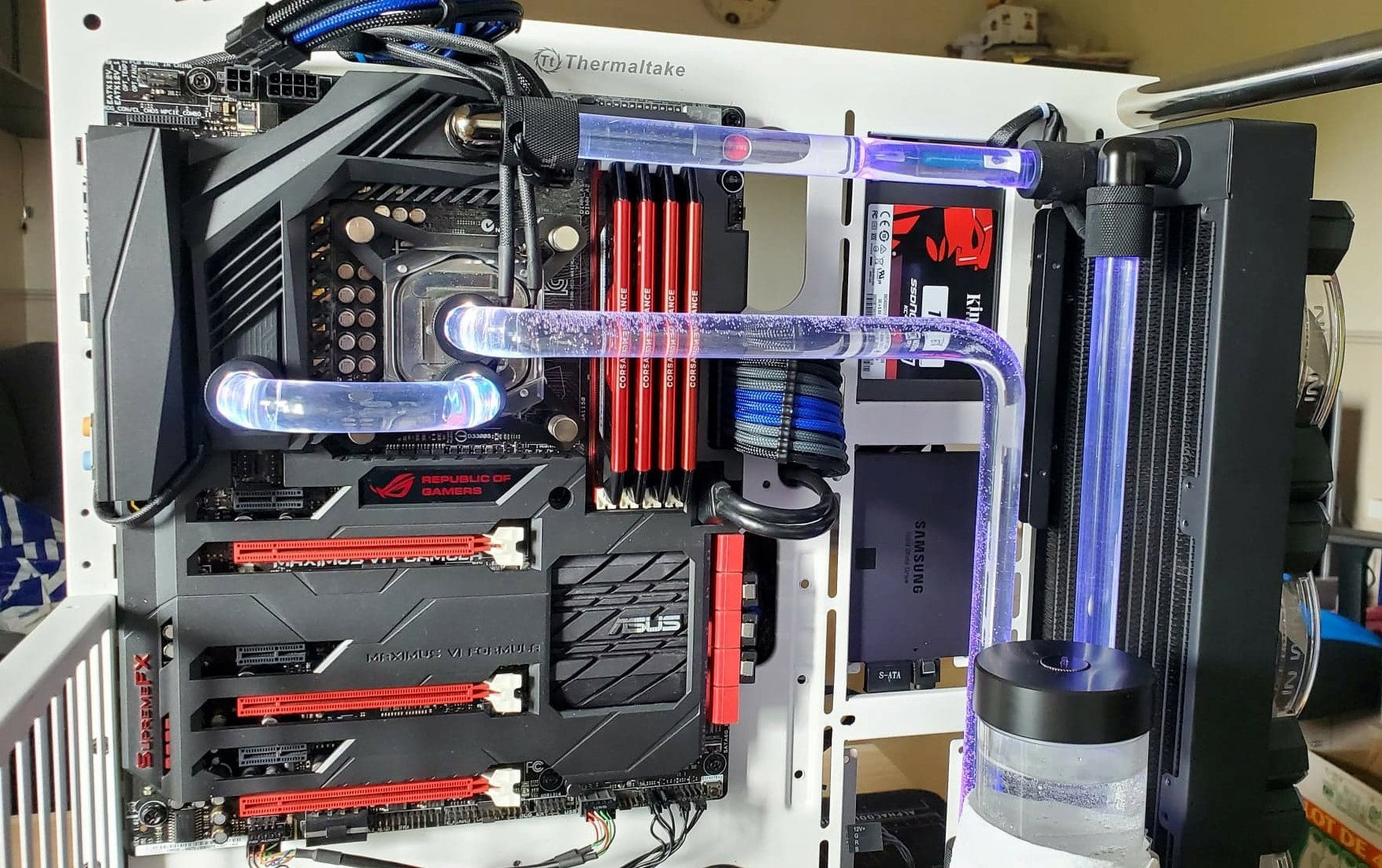 Mod Thermaltake Core P3 -ROG » builds.gg